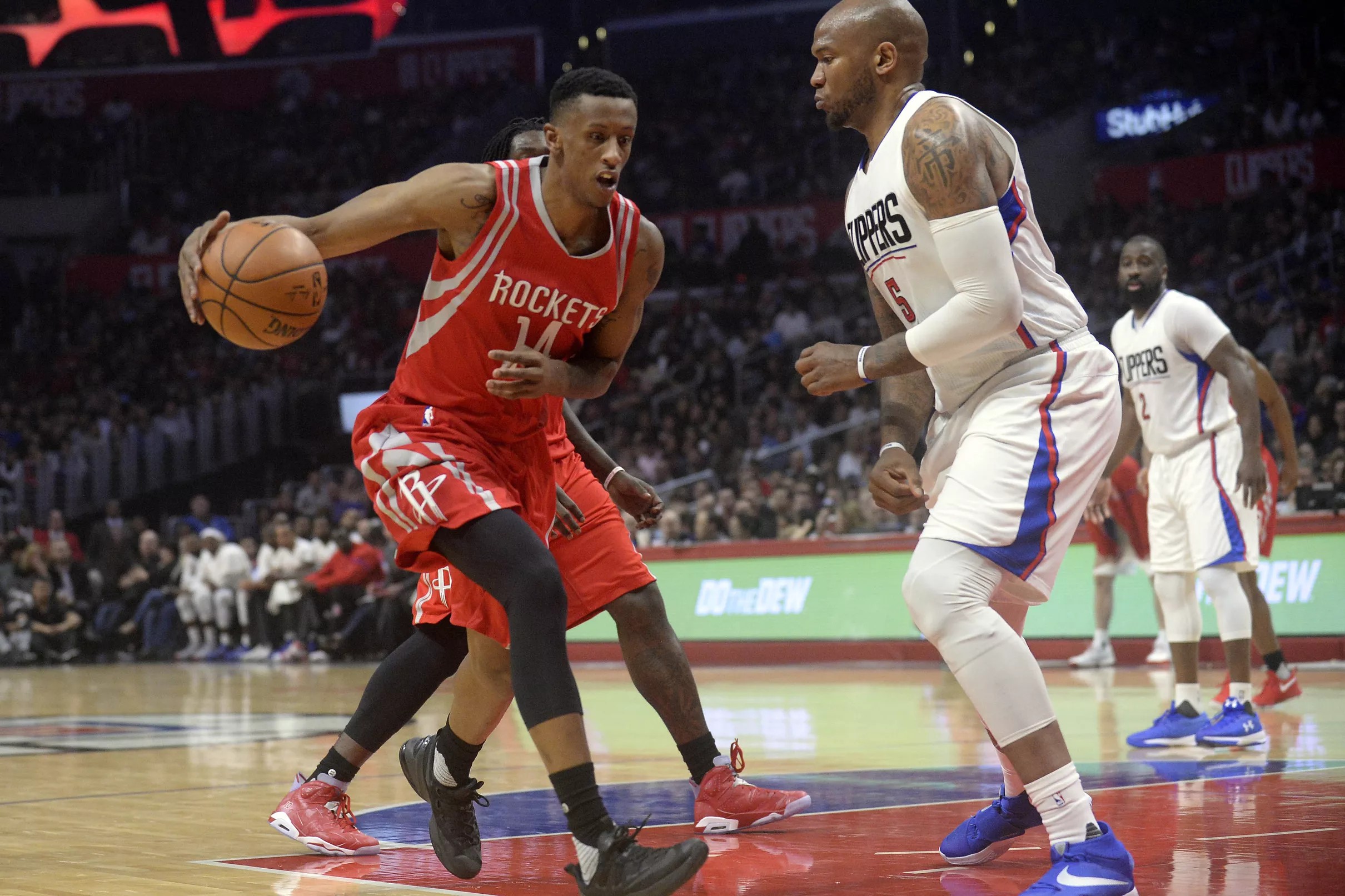 Rockets releasing Troy Williams
