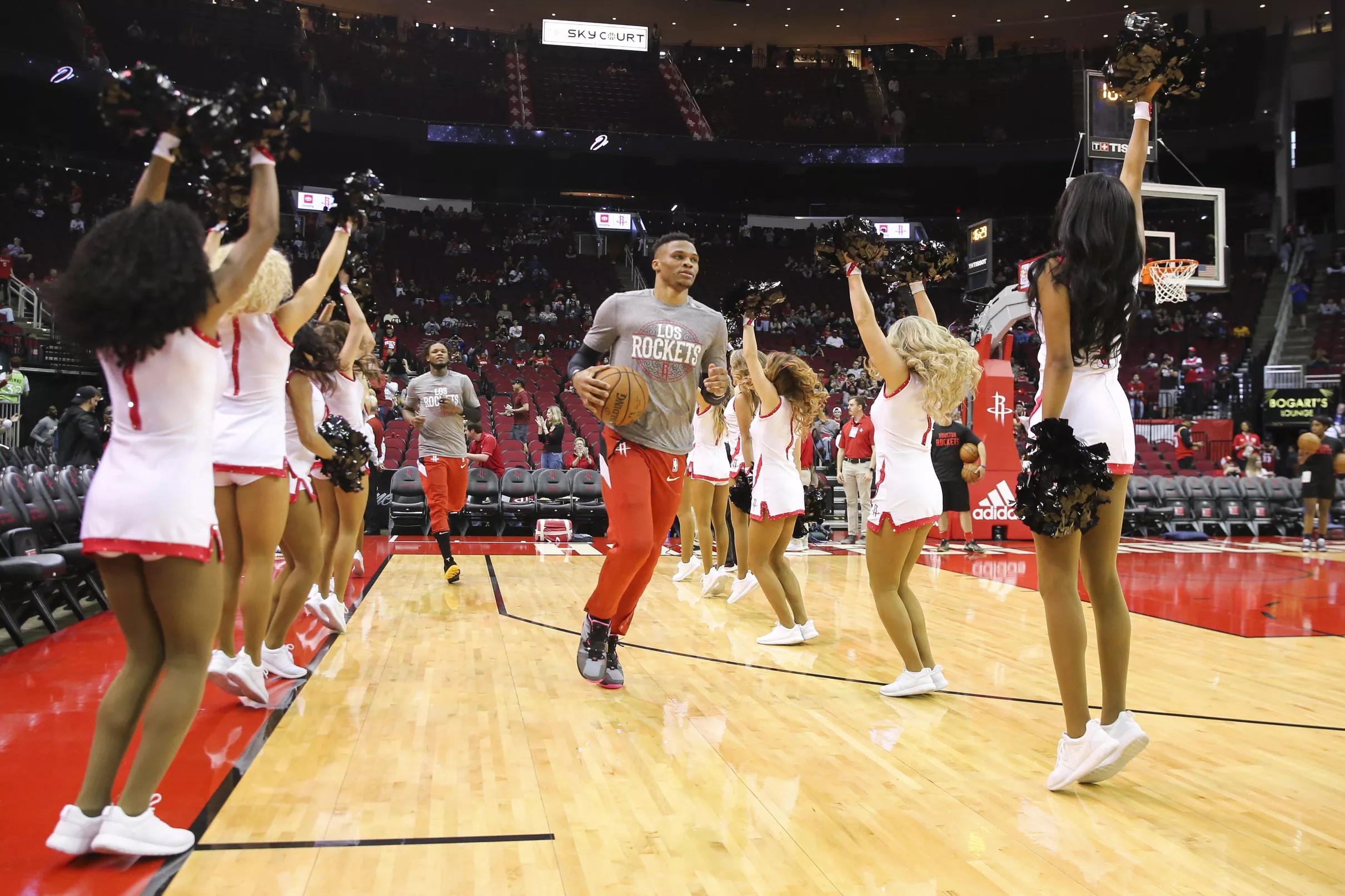 Russell Westbrook returns to Rockets