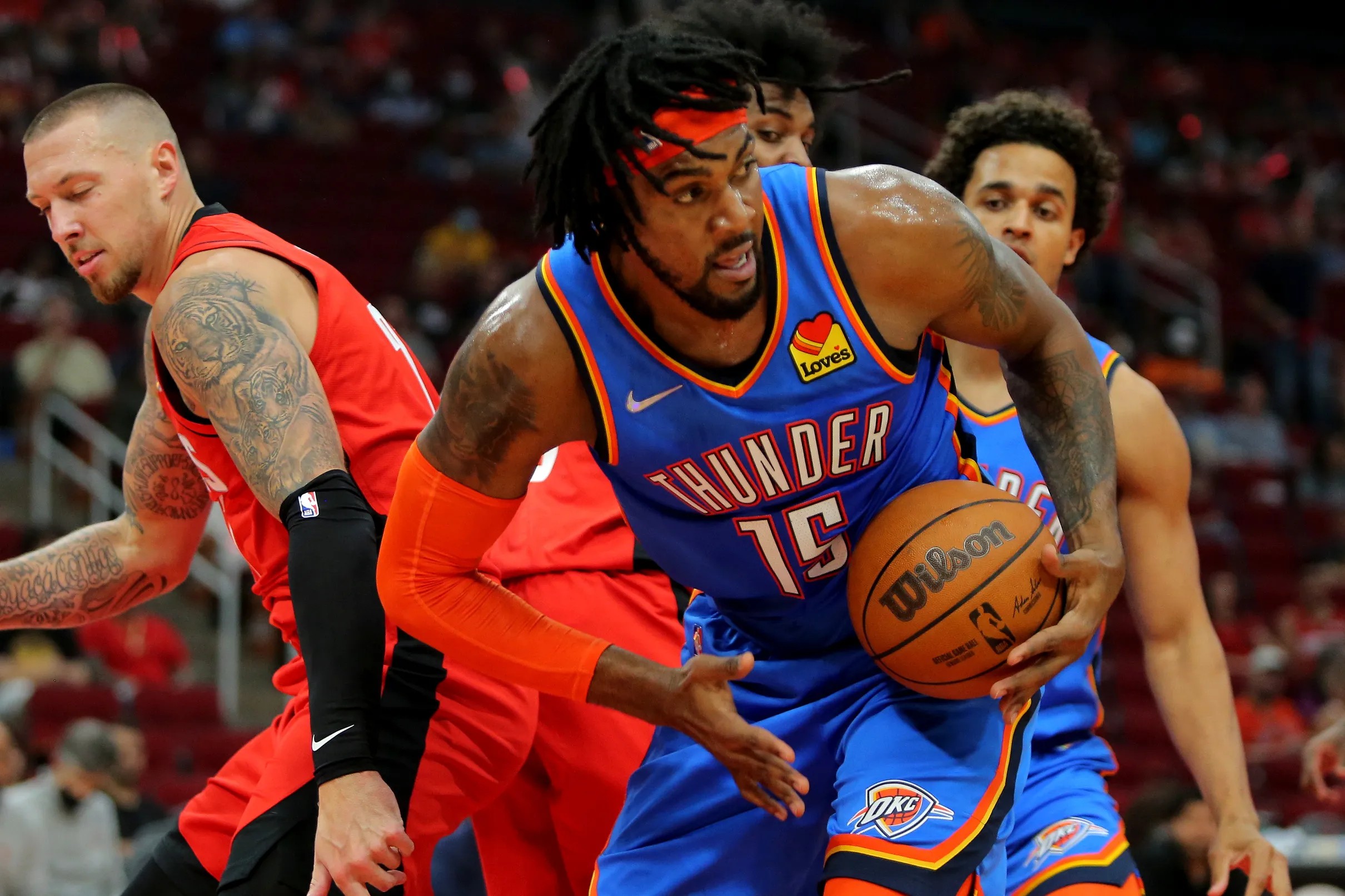 Rockets acquire Derrick Favors, second-round pick, plus others in trade ...