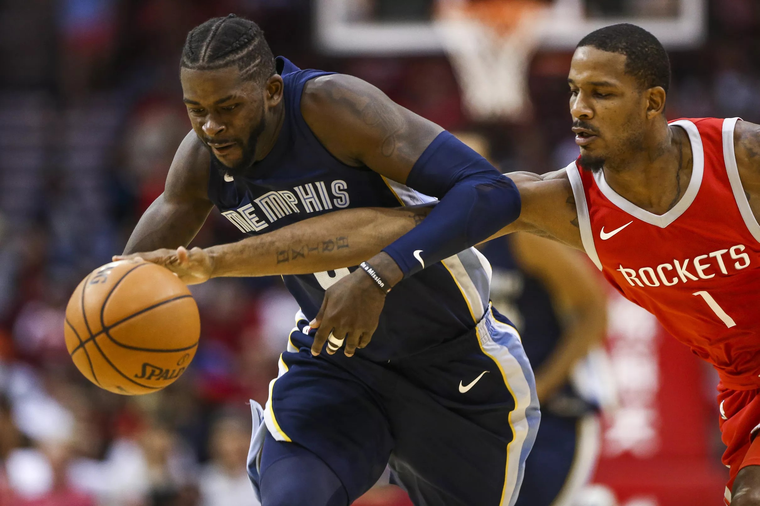 James Ennis signs two-year deal with Rockets