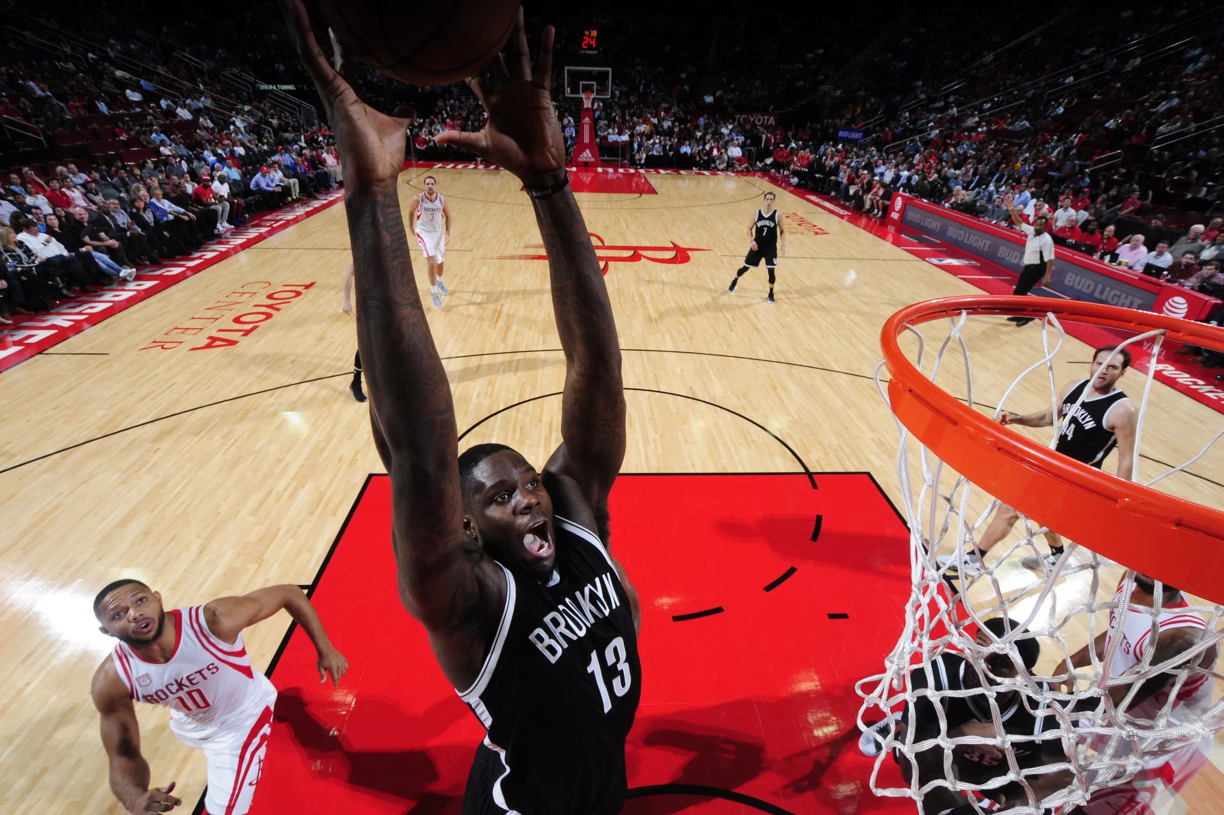 Rockets ink former #1 pick Anthony Bennett to non-guaranteed deal