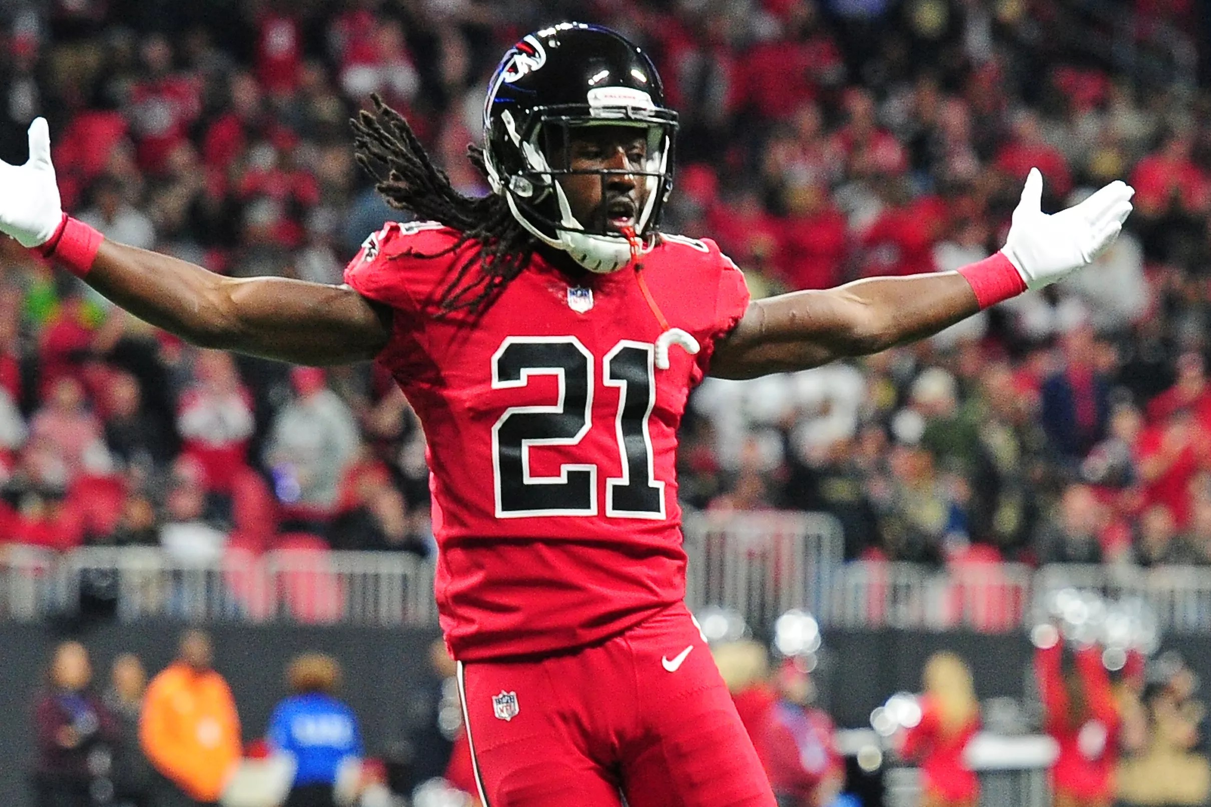 Week 15 of the NFL finishes with Falcons vs. Buccaneers