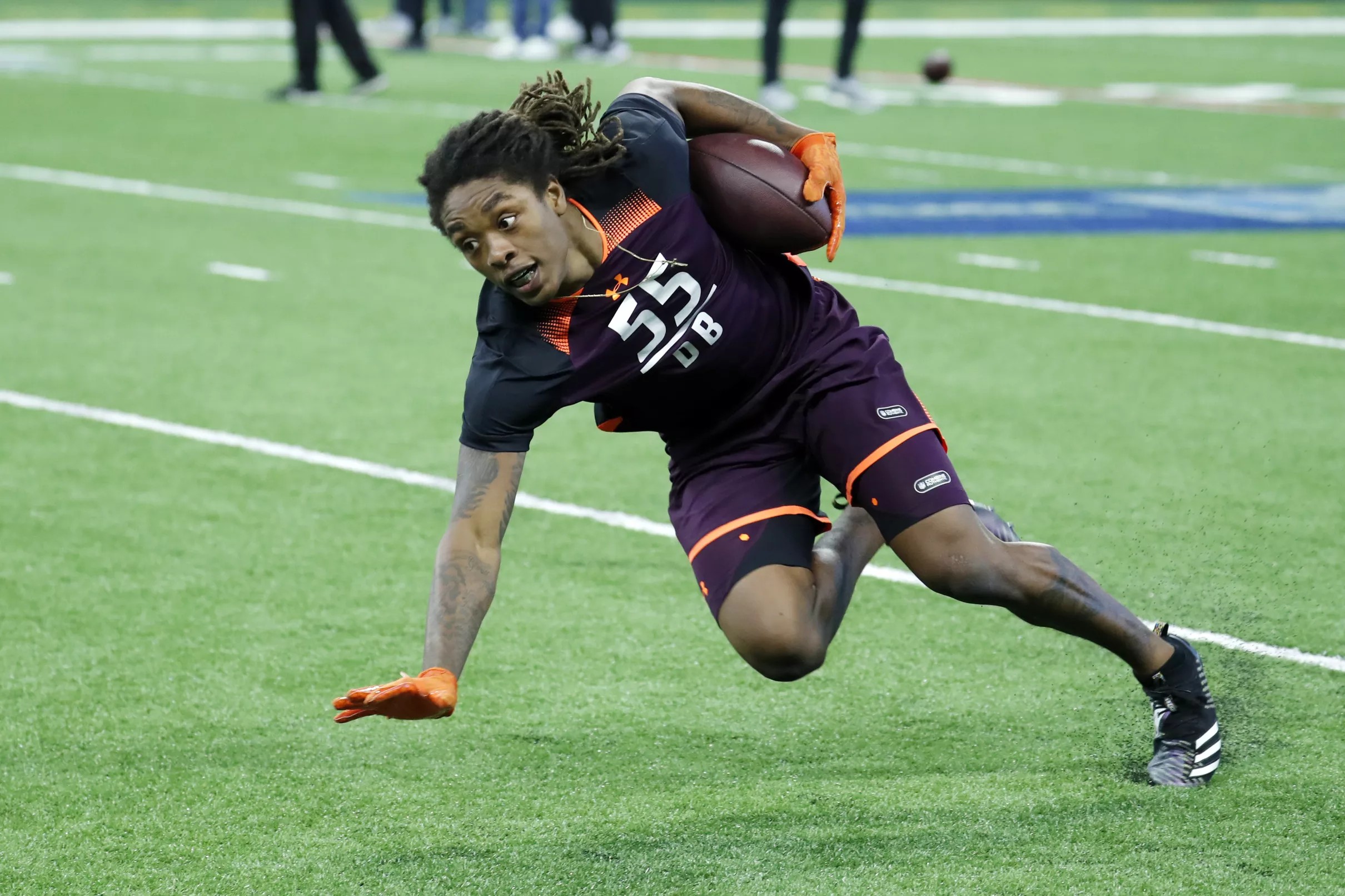 Cleveland Browns sign 4th round draft pick, S Sheldrick Redwine