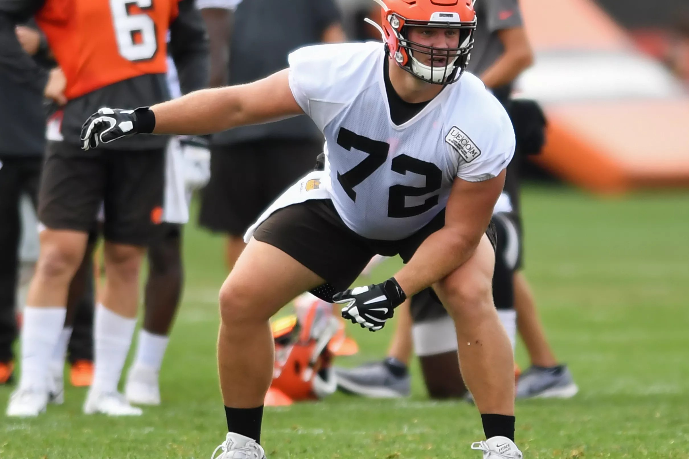 Eric Kush to get “first shot” at grabbing starting RG spot