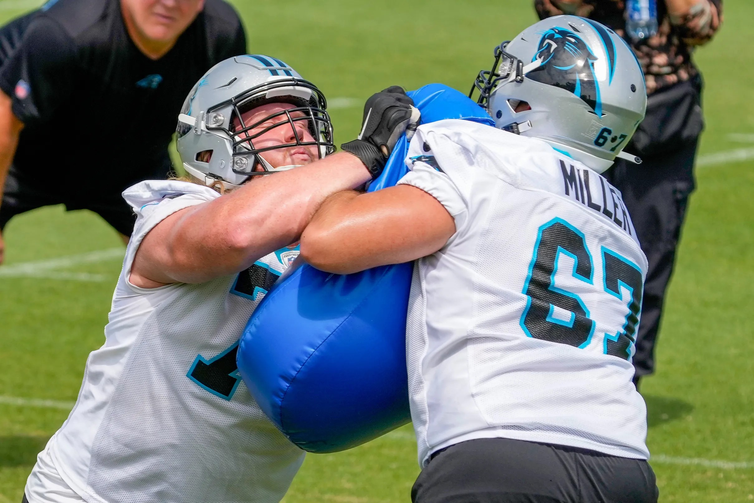 Browns sign OT Wyatt Miller