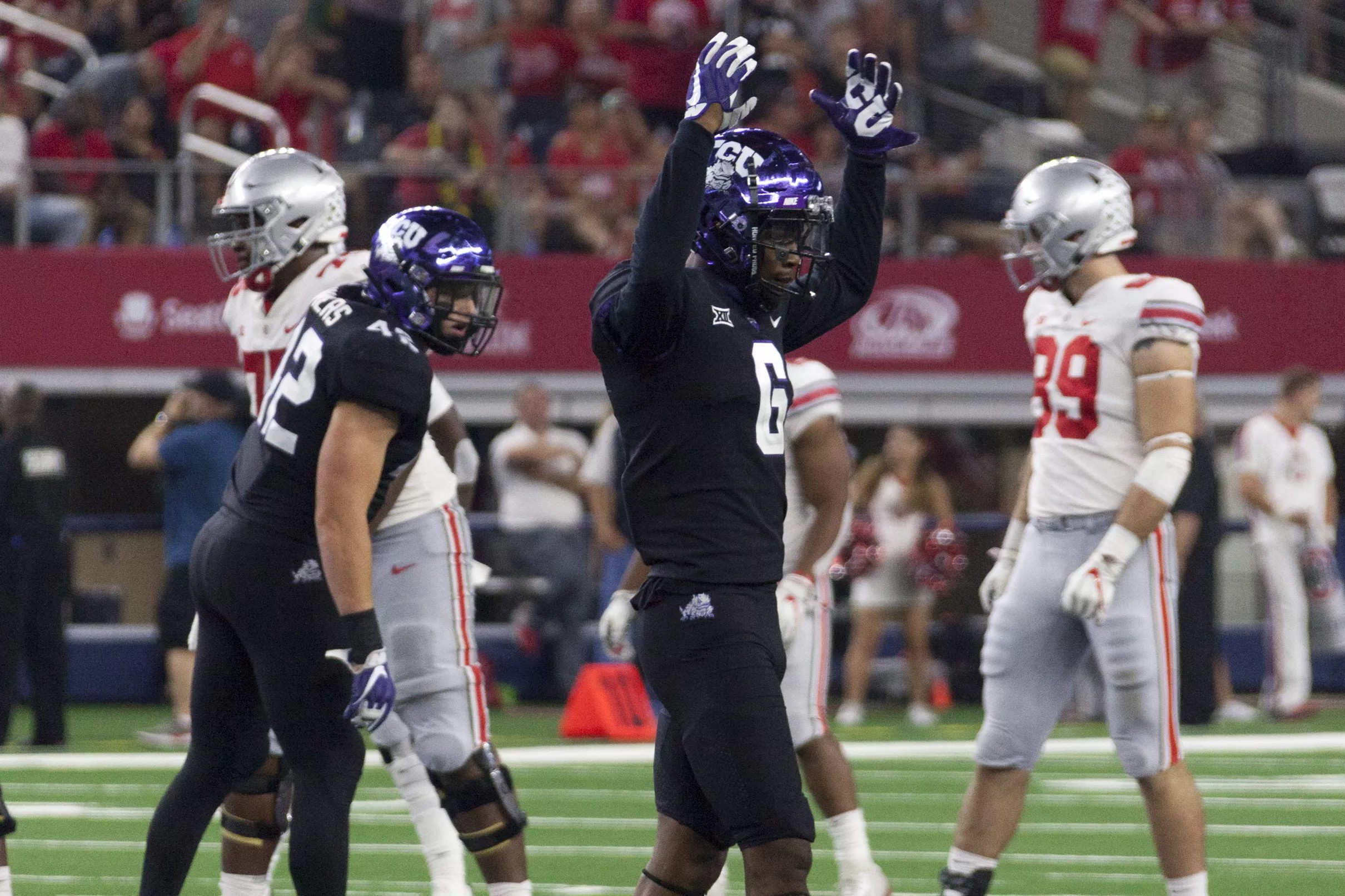 Deshawn McCuin makes it official to the Frogs