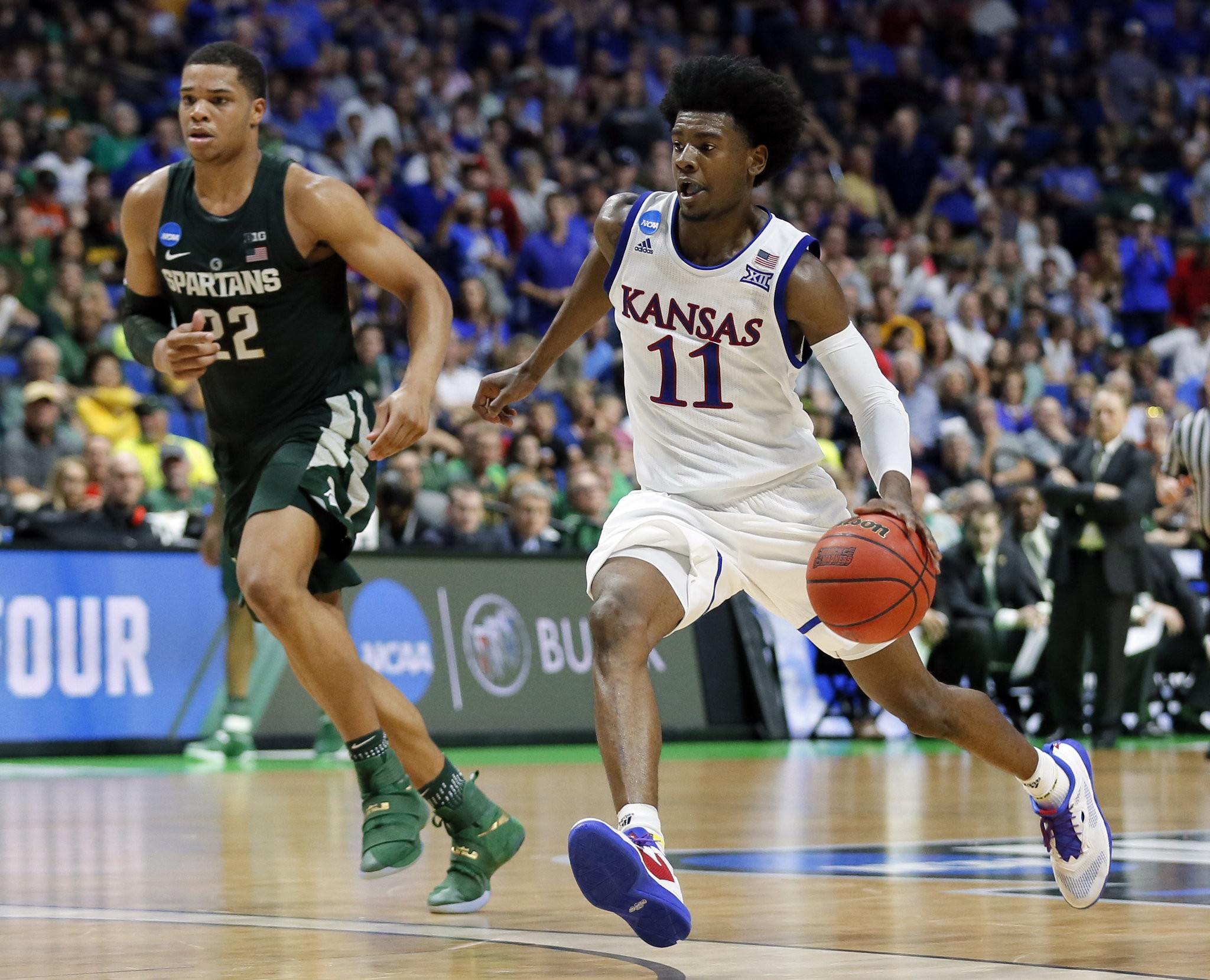 D.J. Wilson selected No. 17 in NBA Draft by Bucks, continues Michigan's ...