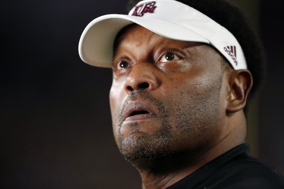 Kevin Sumlin sitting pretty with Texas A&M buyout, new job at Arizona