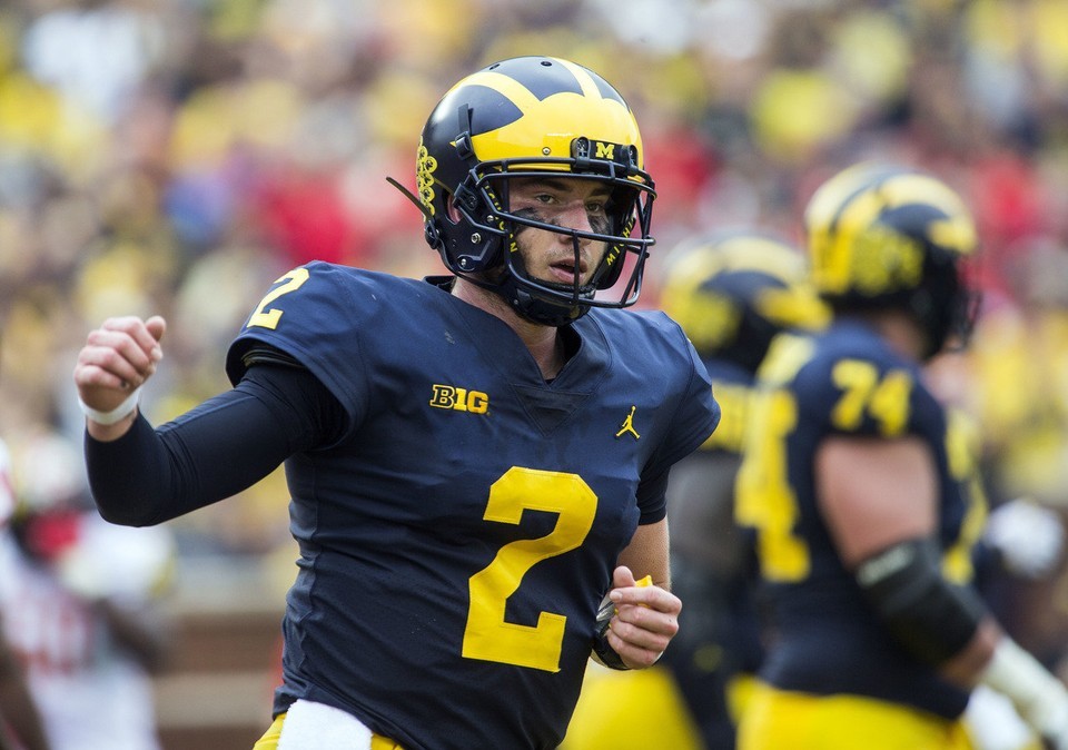 At Michigan, QB Shea Patterson learns to shed his do-it-all approach