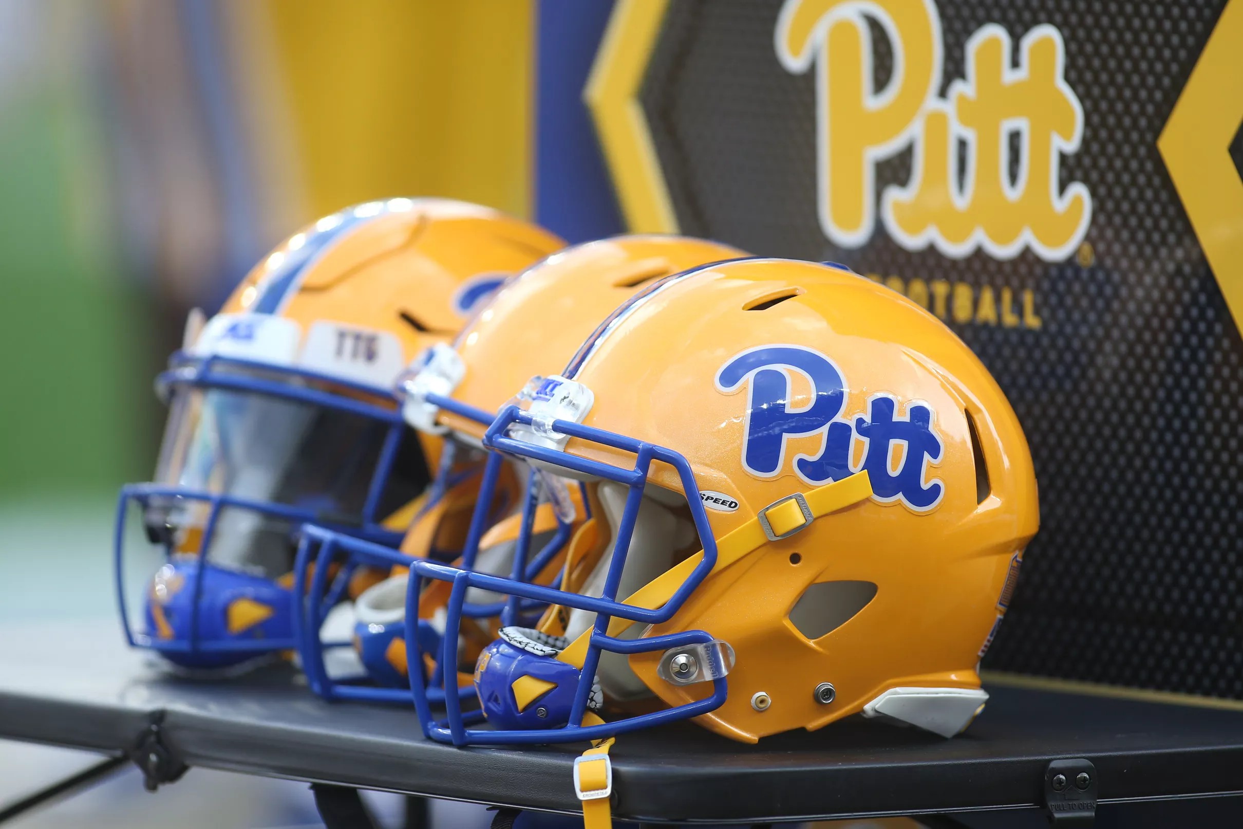 Pat Signal: Myles Alston commits to Pitt