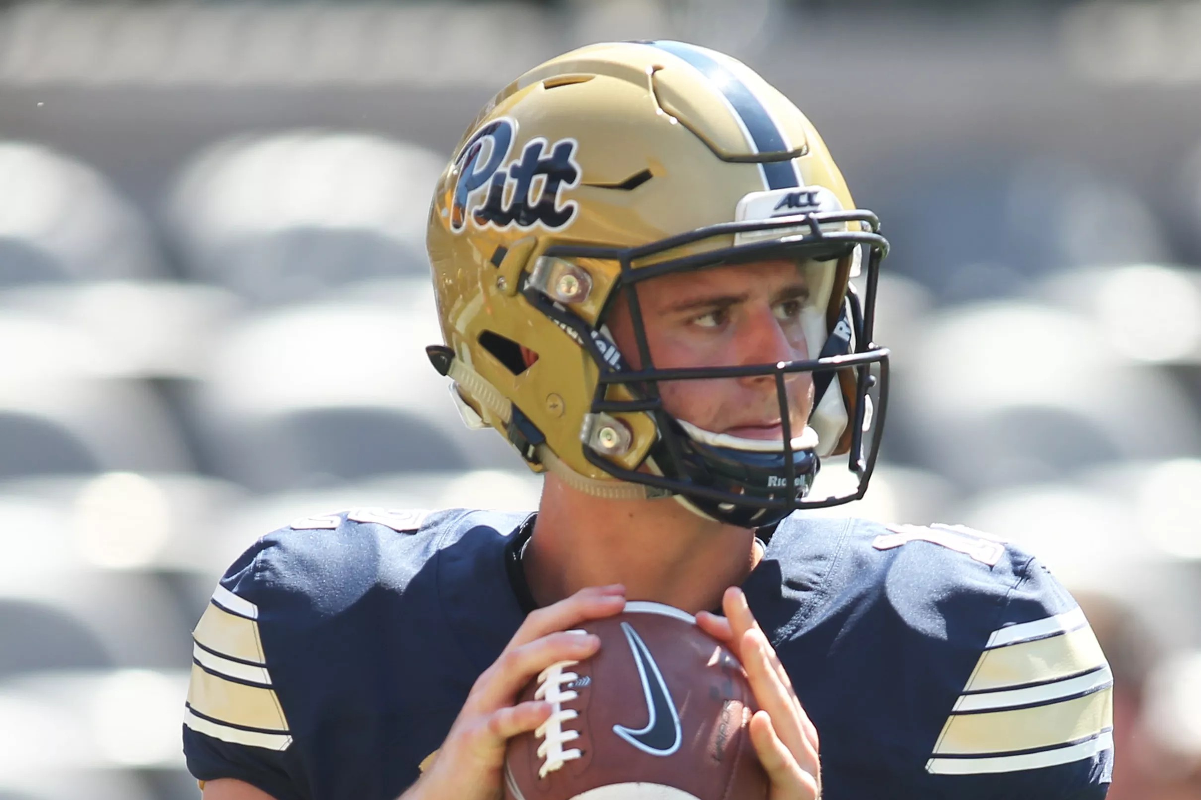 Ricky Town will leave the team due to family issues