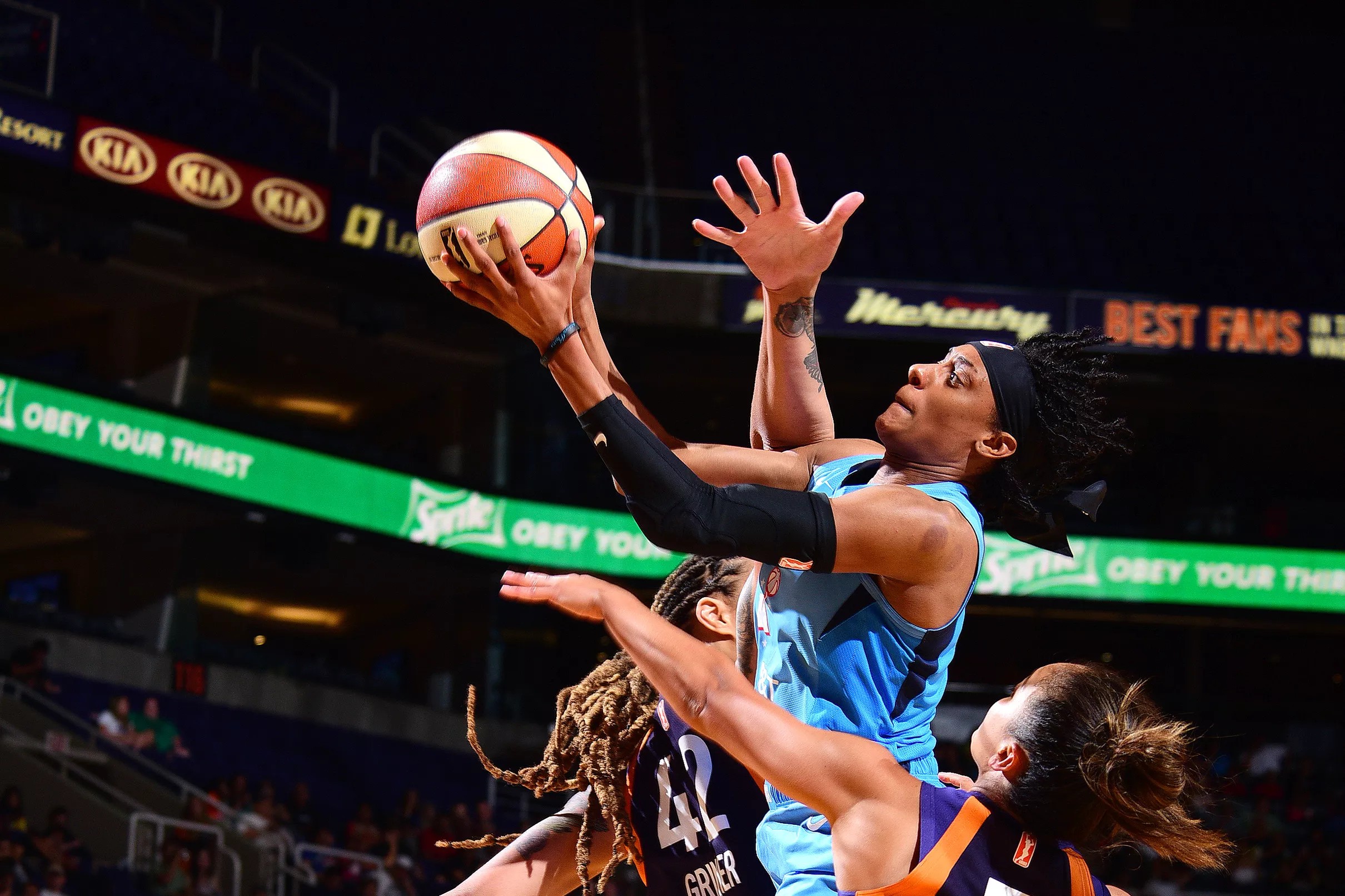 Syracuse WBB alum Brittney Sykes ties WNBA record