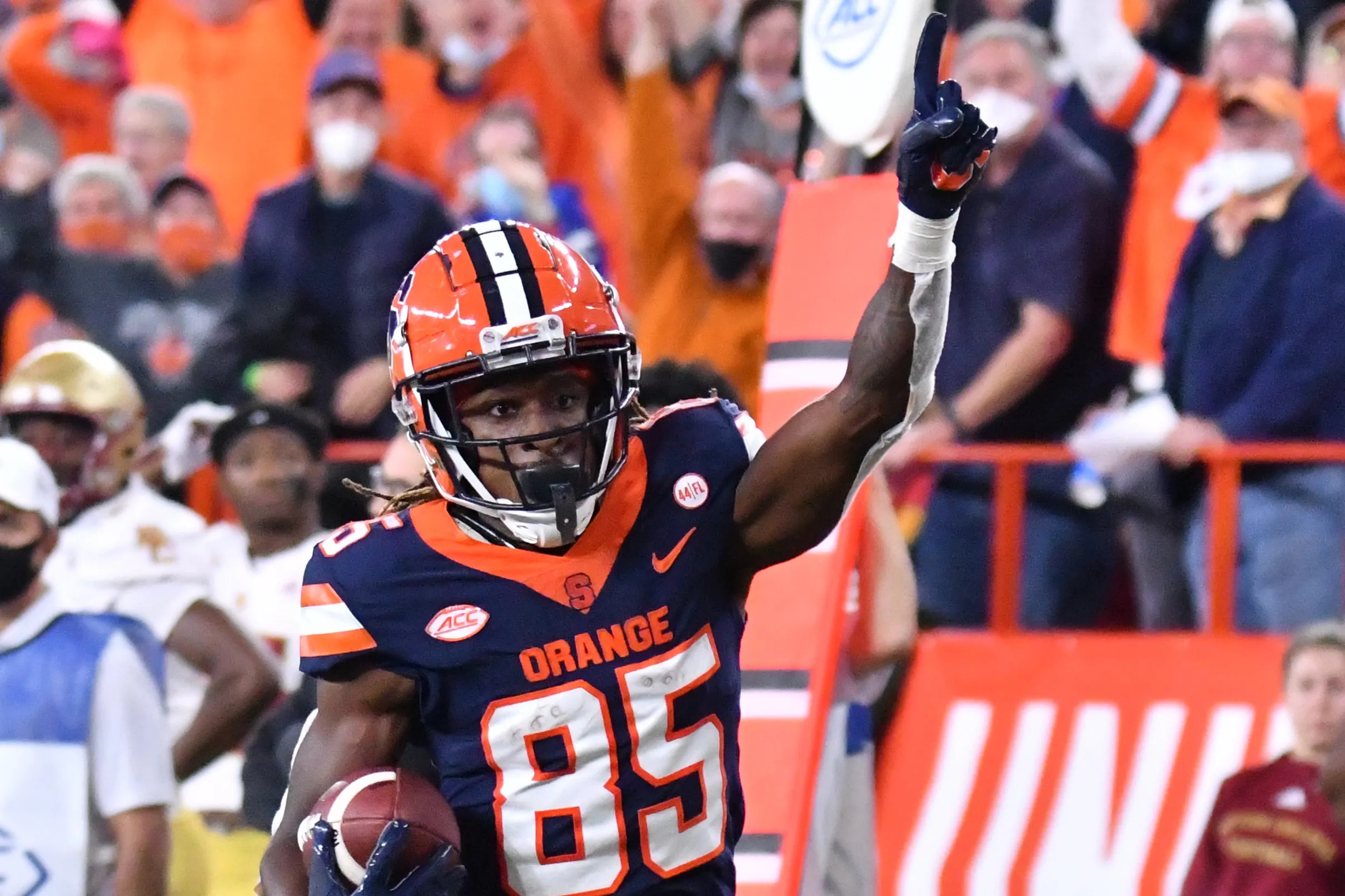 Syracuse vs. Duke: Analyzing Orange Starters' Emoji Selections