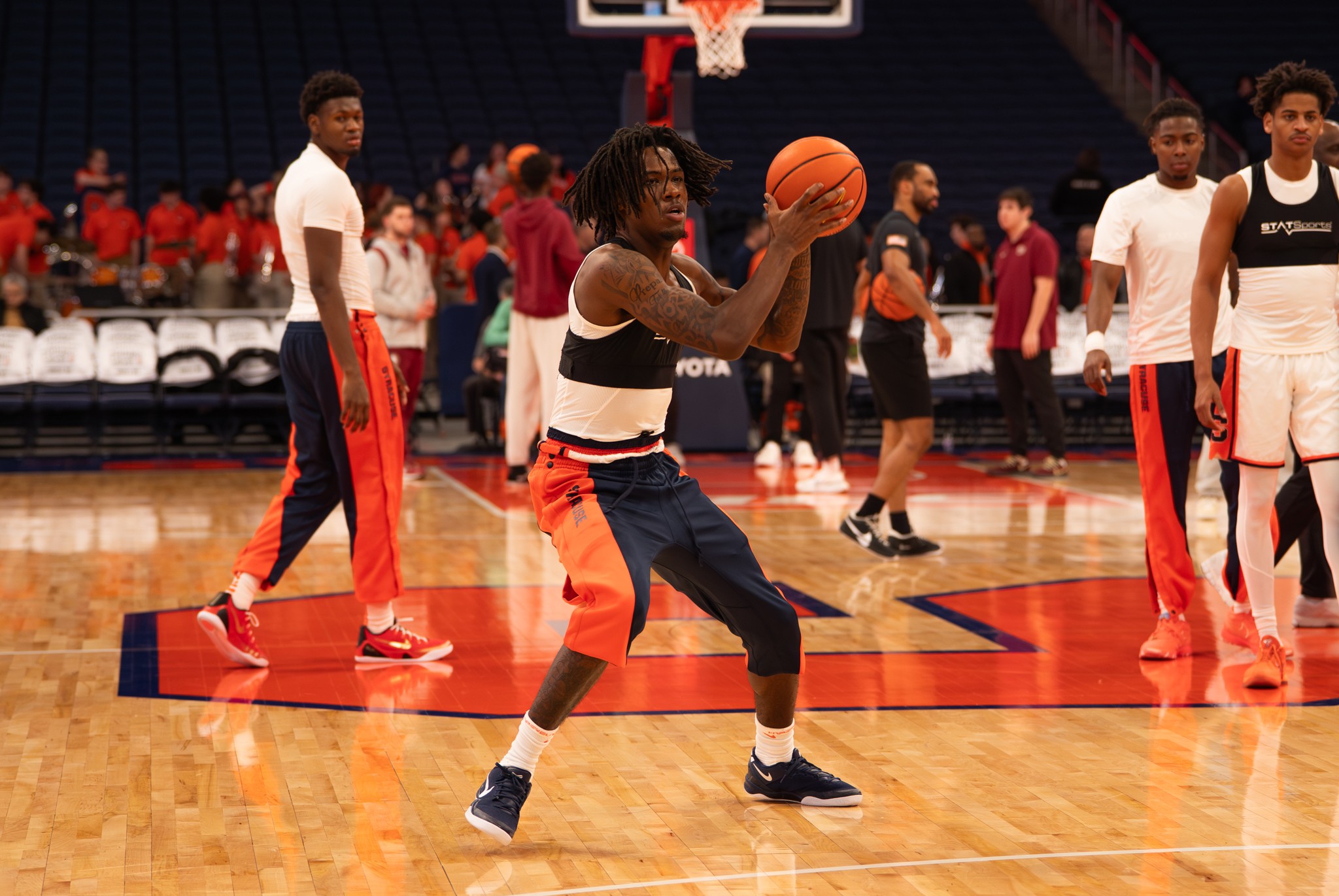 SU 5-star WR Calvin Russell III dresses for 1st basketball game