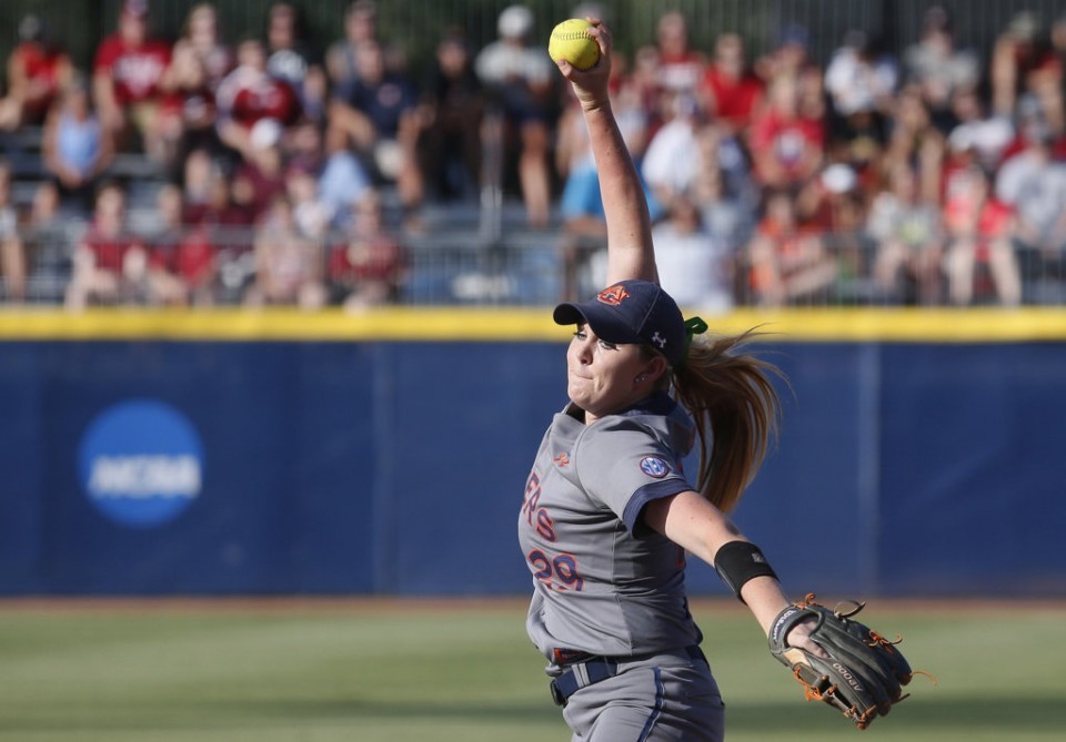 New Look Tigers Split Doubleheader in Mexico