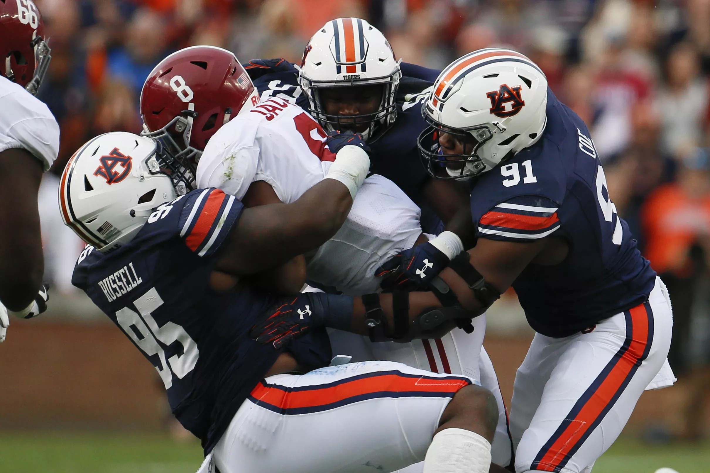 College Football’s Dusty Finishers