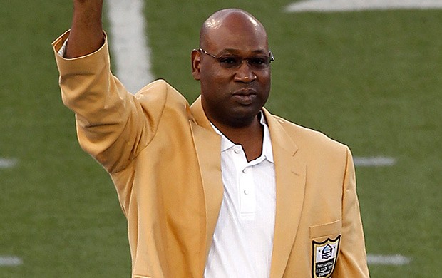 Walter Jones launching 96 Check initiative in memory of Cortez Kennedy