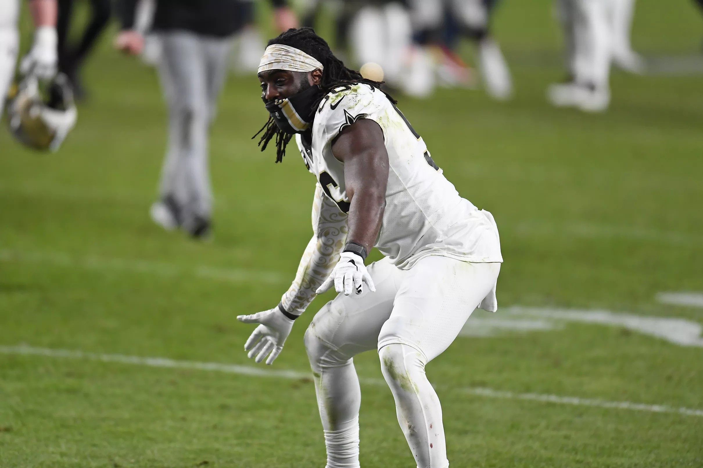 Demario Davis named 2020 Saints Man of the Year