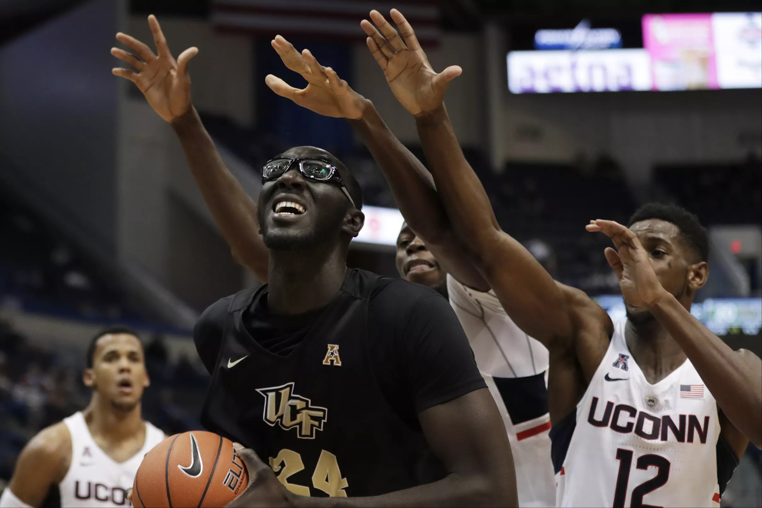 Preview: UConn vs. Central Florida | CBSSN, 7 p.m.