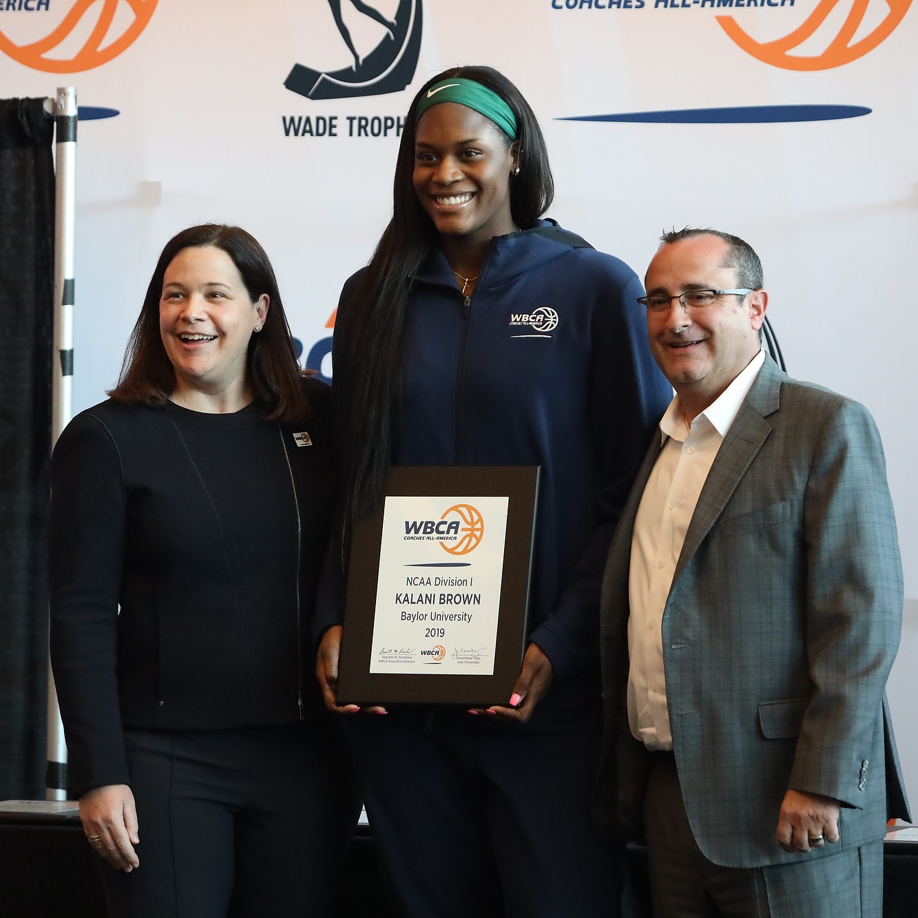Photos: 2019 WBCA All-Americans and Naismith Starting Five