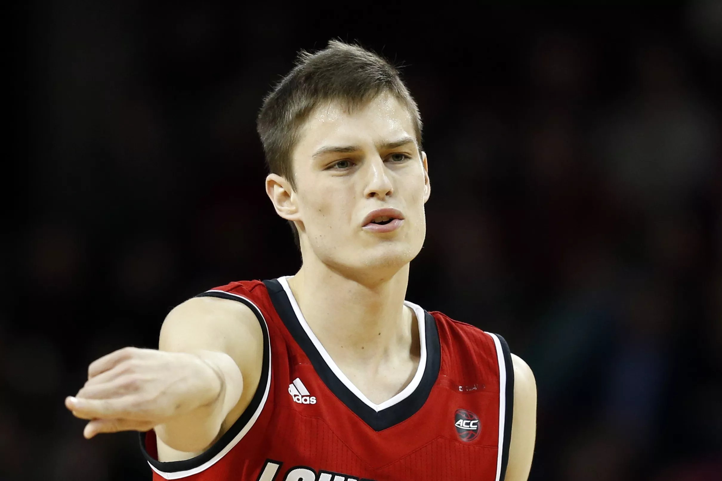 David Levitch moves from hoops to horse racing