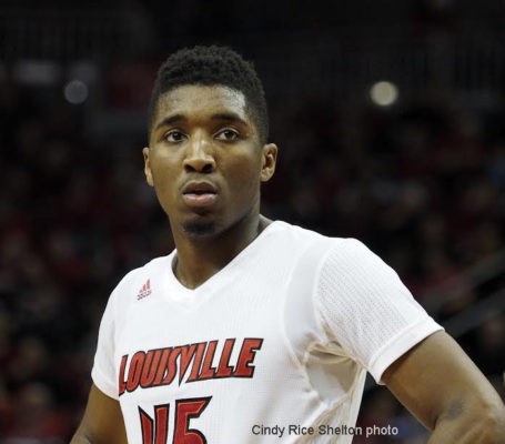 Mitchell emerges to lead UofL past Eastern Kentucky
