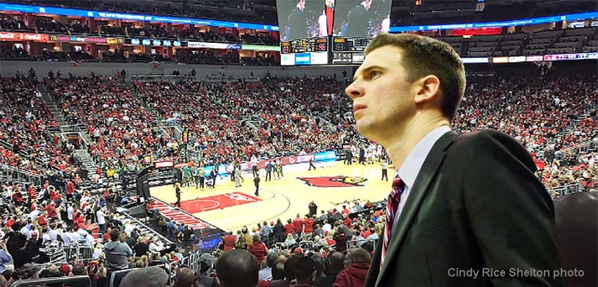 Agonizing start but Louisville gives David Padgett his first win