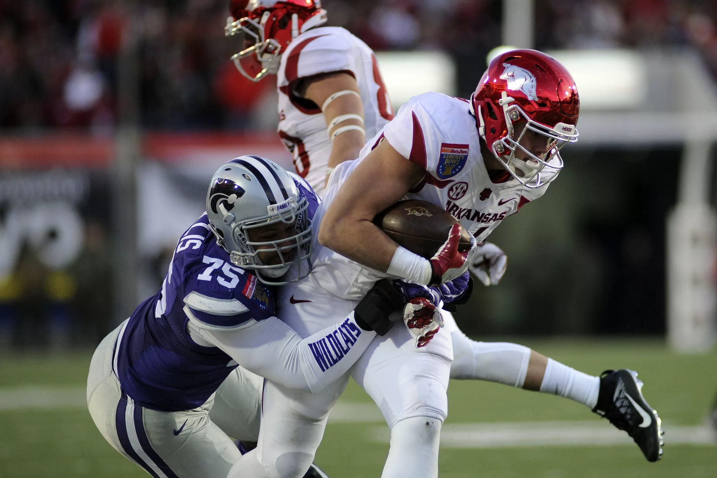 Three Star DE Cartez Crook-Jones flipped his commitment from KU to ...