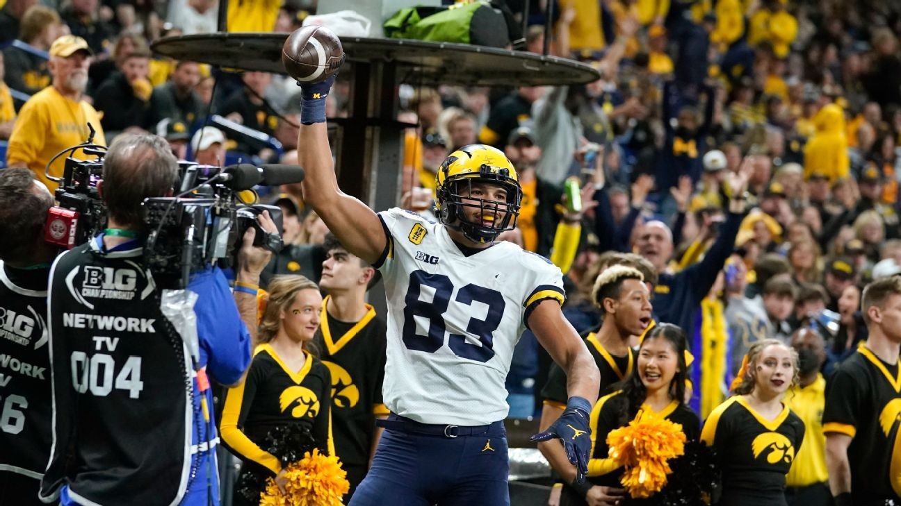 Former Michigan TE Erick All announces transfer to Iowa