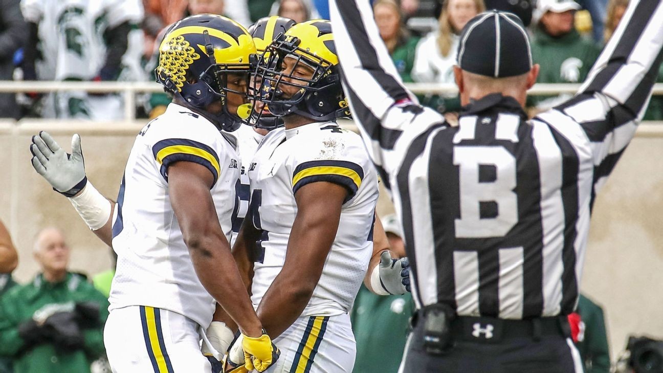 Michigan WR Collins to return for senior season