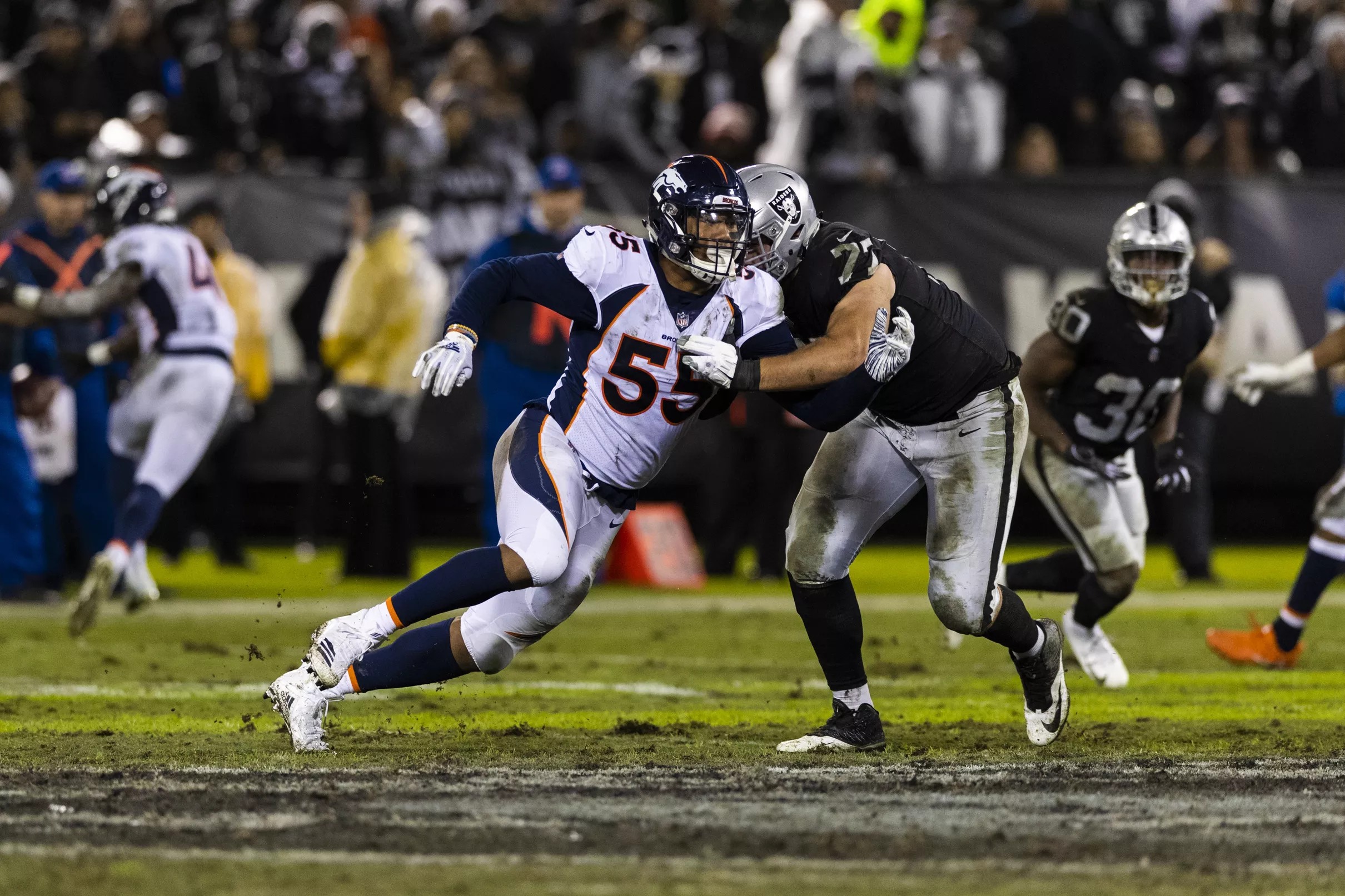 Broncos at Raiders - Live Updates from Monday Night Football