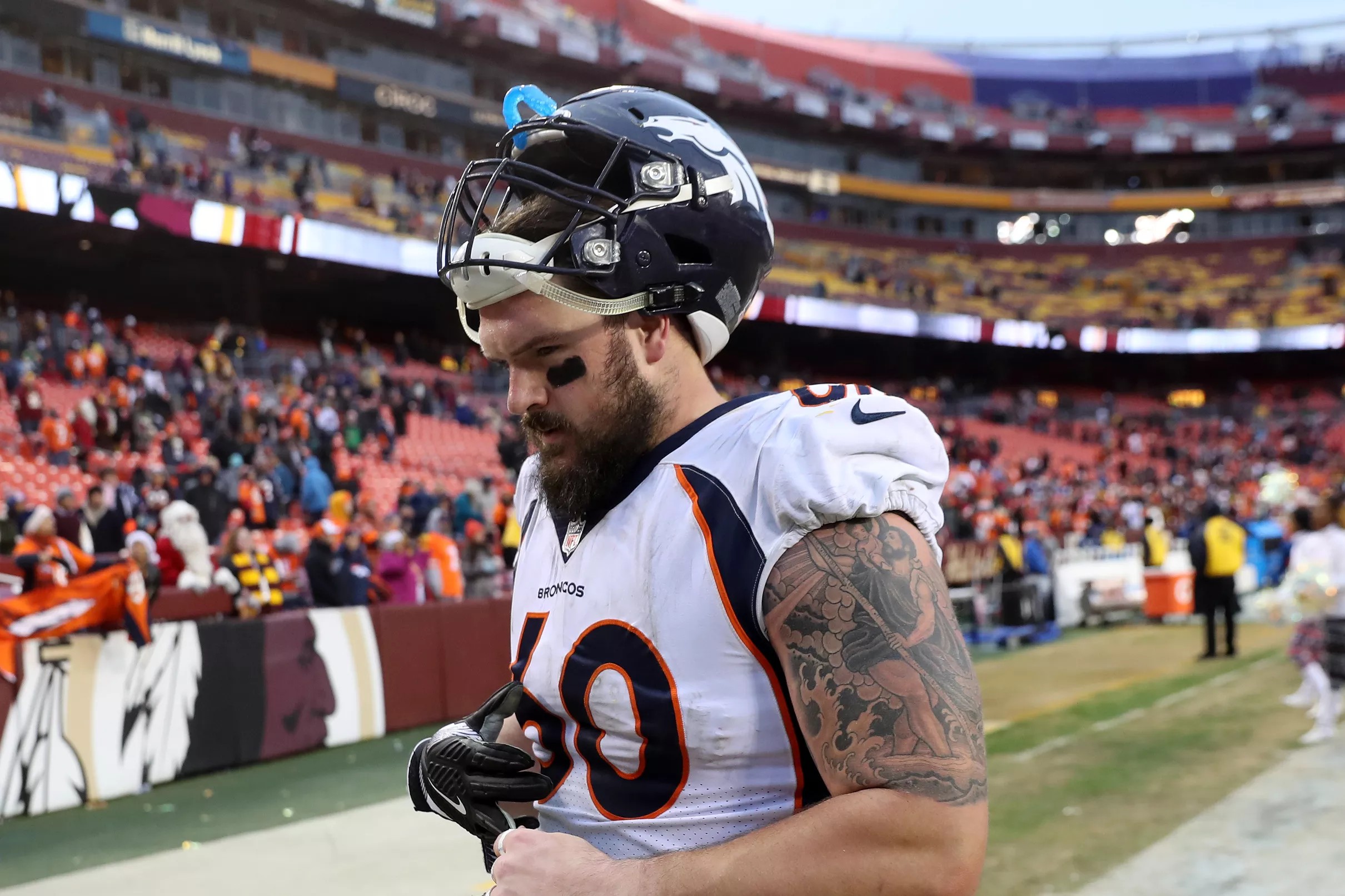 Connor McGovern could be benched for Max Garcia as starting RG