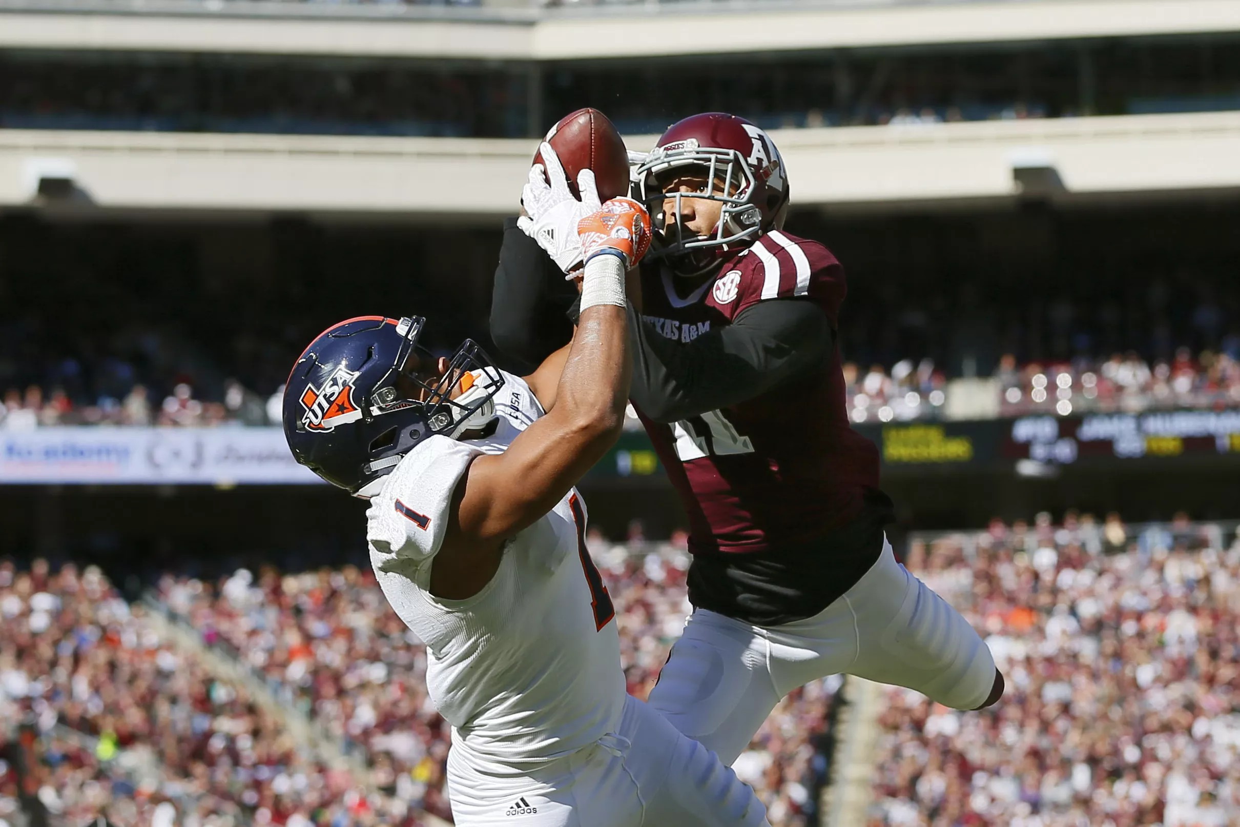 Cornerback Devron Davis patterns his game after a fan-favorite Bronco