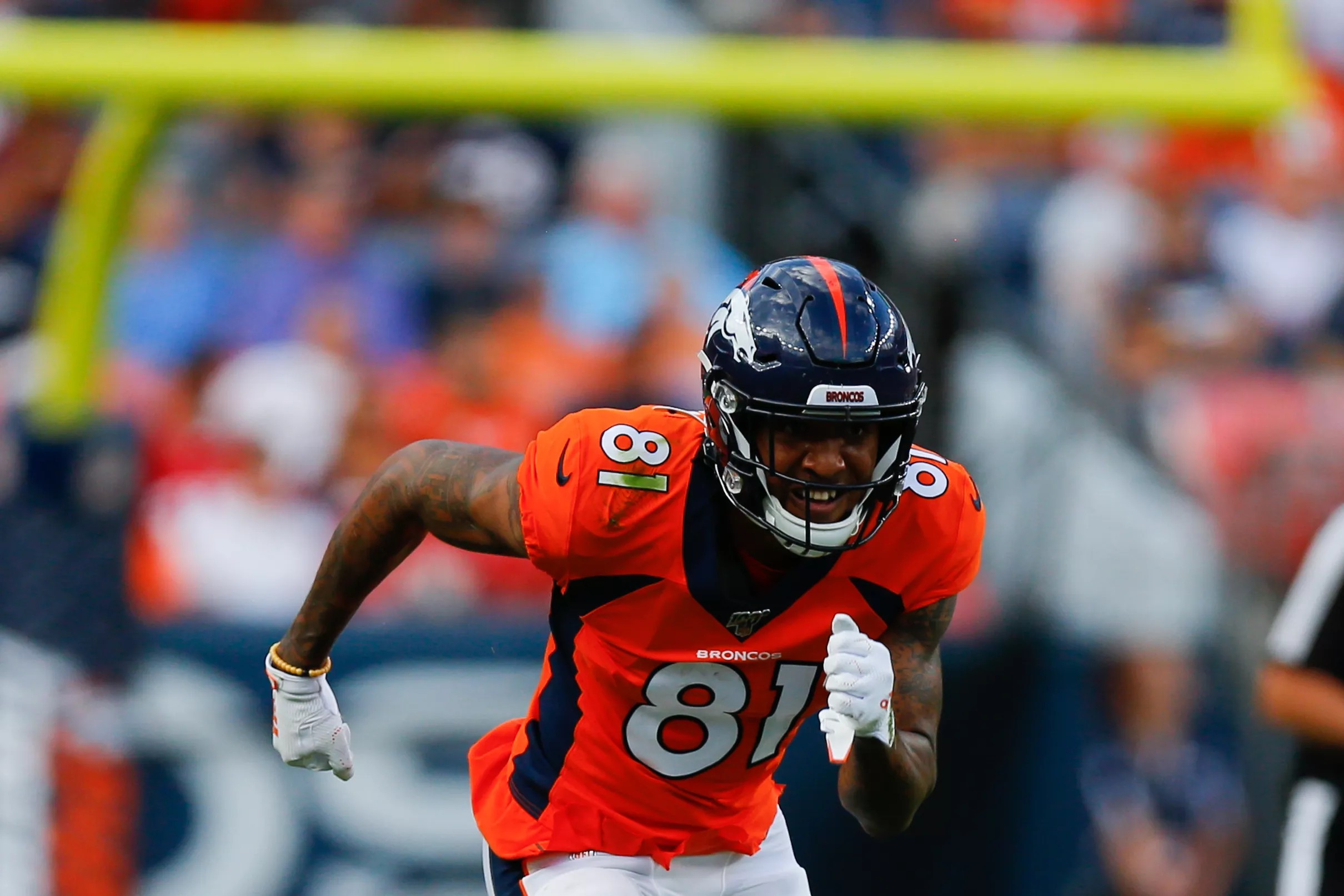 Report: Tim Patrick has broken left hand; no timetable for return