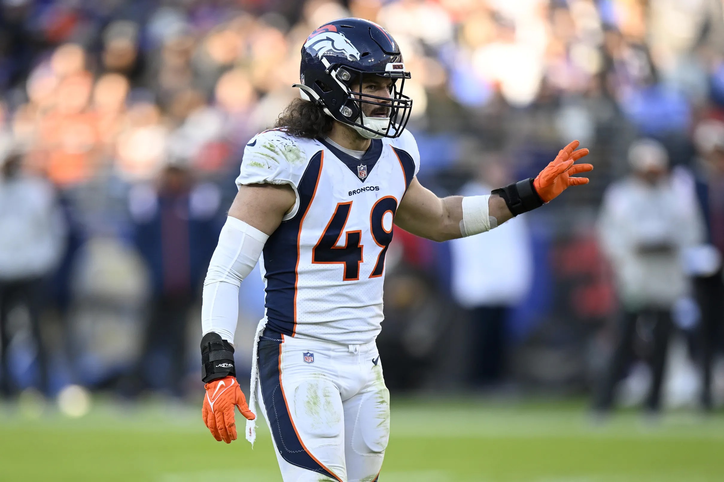 Broncos free agency target: Alex Singleton