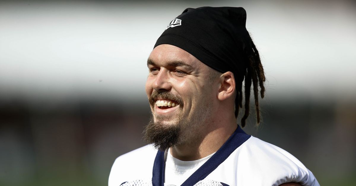 Derek Wolfe: Offensive line ‘playing as one’