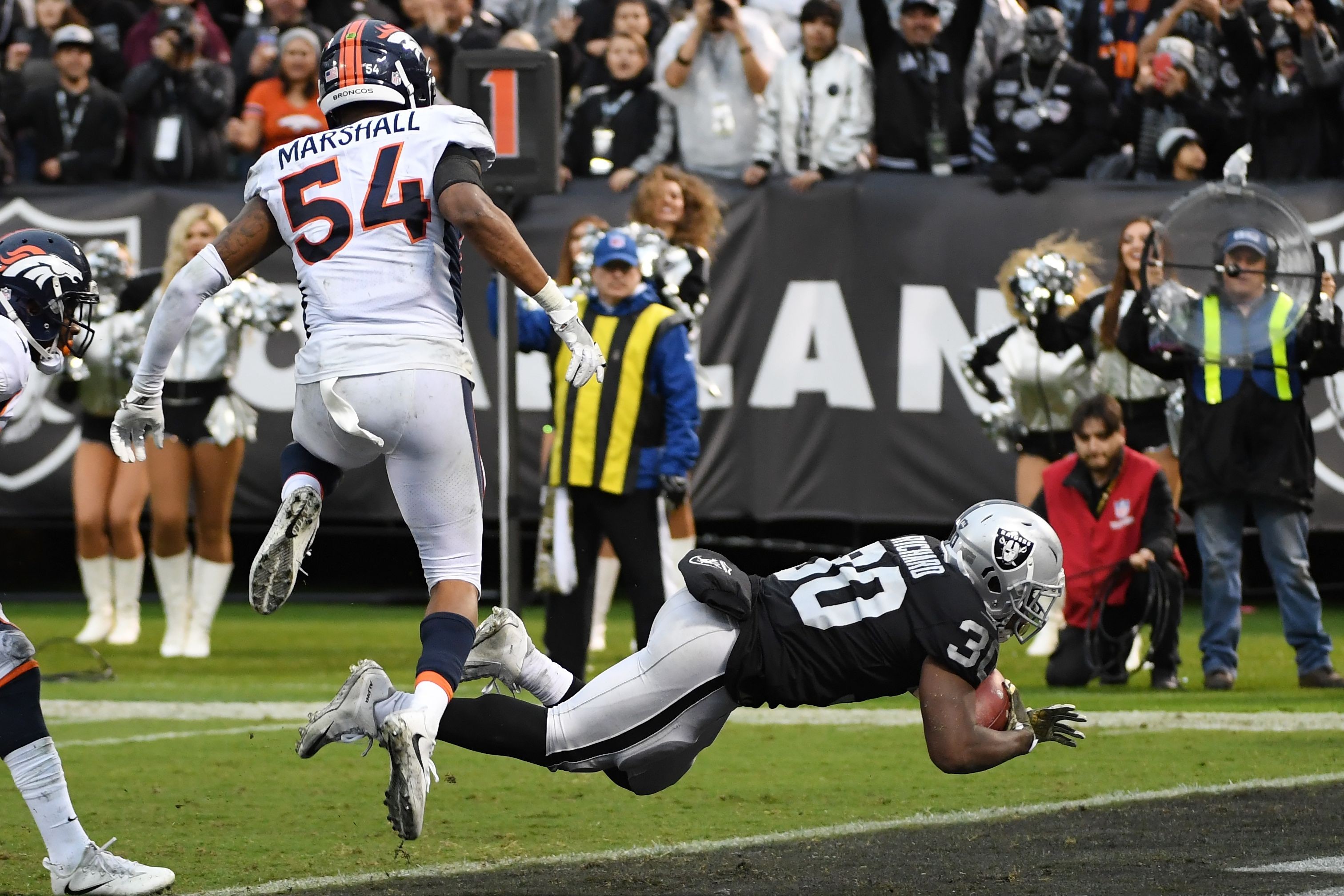 Broncos Lose Seventh Consecutive Game, Fall to Raiders