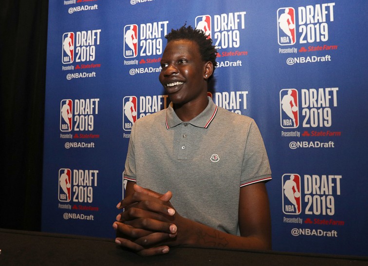 Denver Nuggets acquire Bol Bol from Miami Heat in NBA Draft