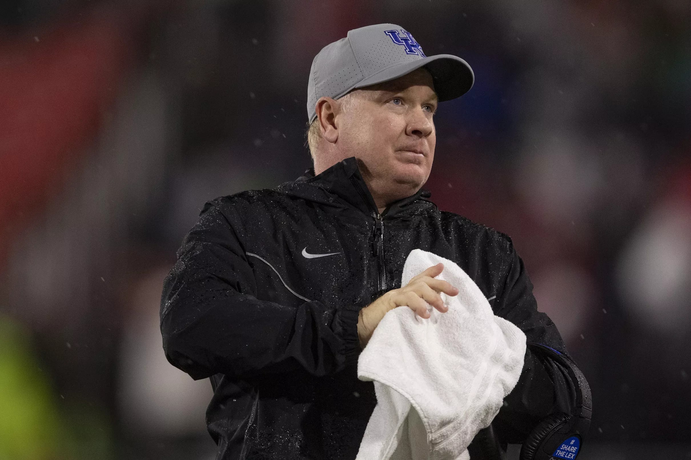 Monday Quickies: Keeping Mark Stoops Edition