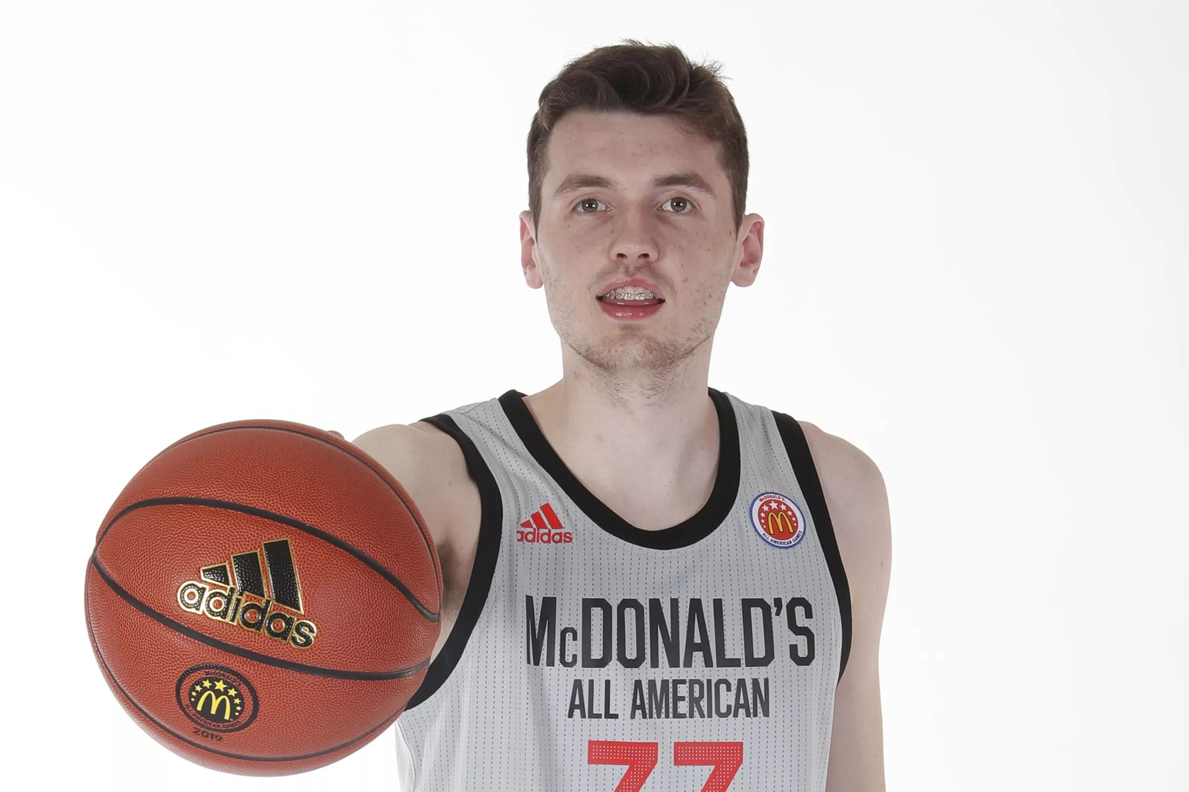 Kentucky will visit Matthew Hurt before decision date
