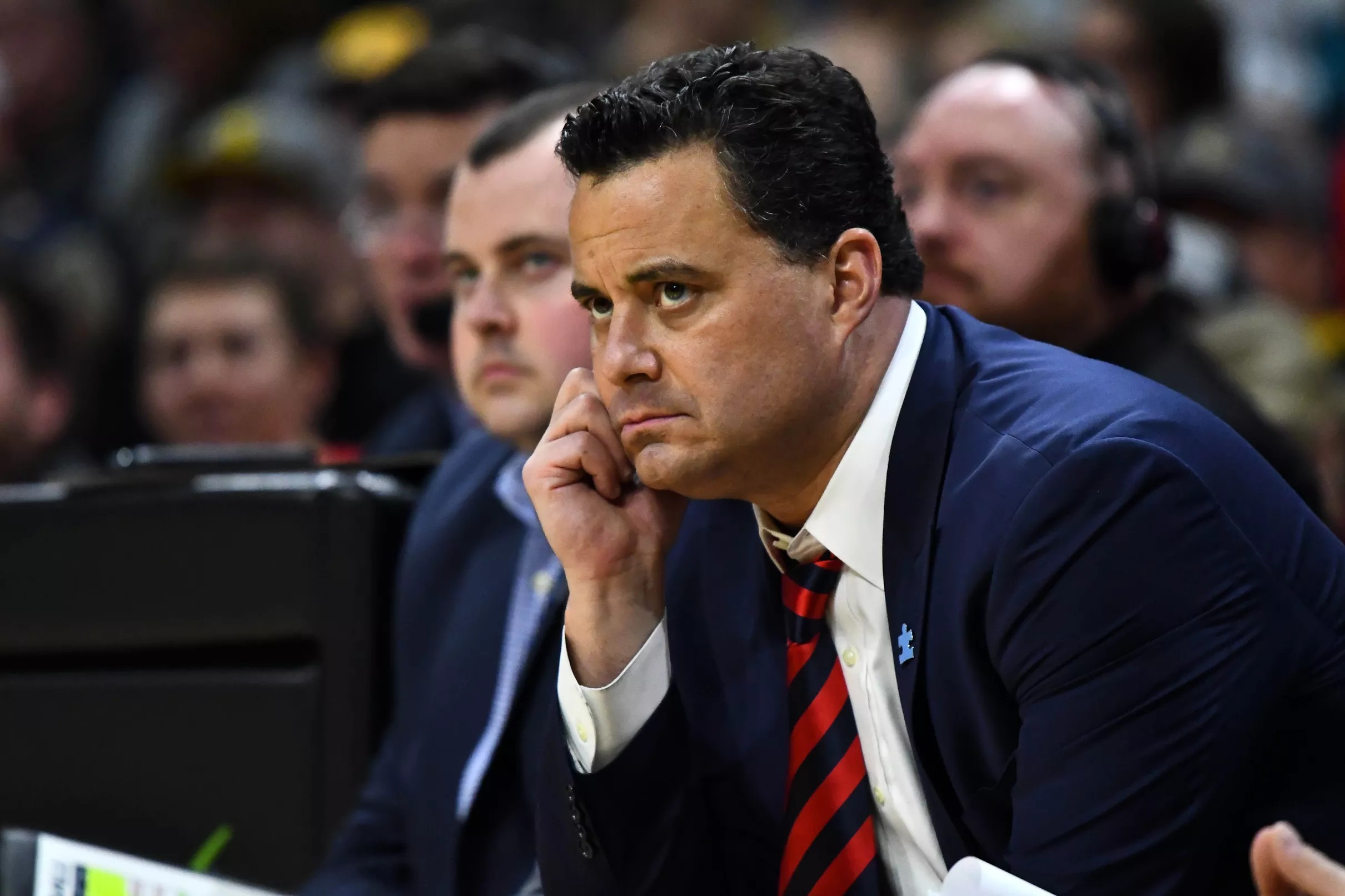 Arizona assistant alleges Sean Miller was involved in paying DeAndre Ayton