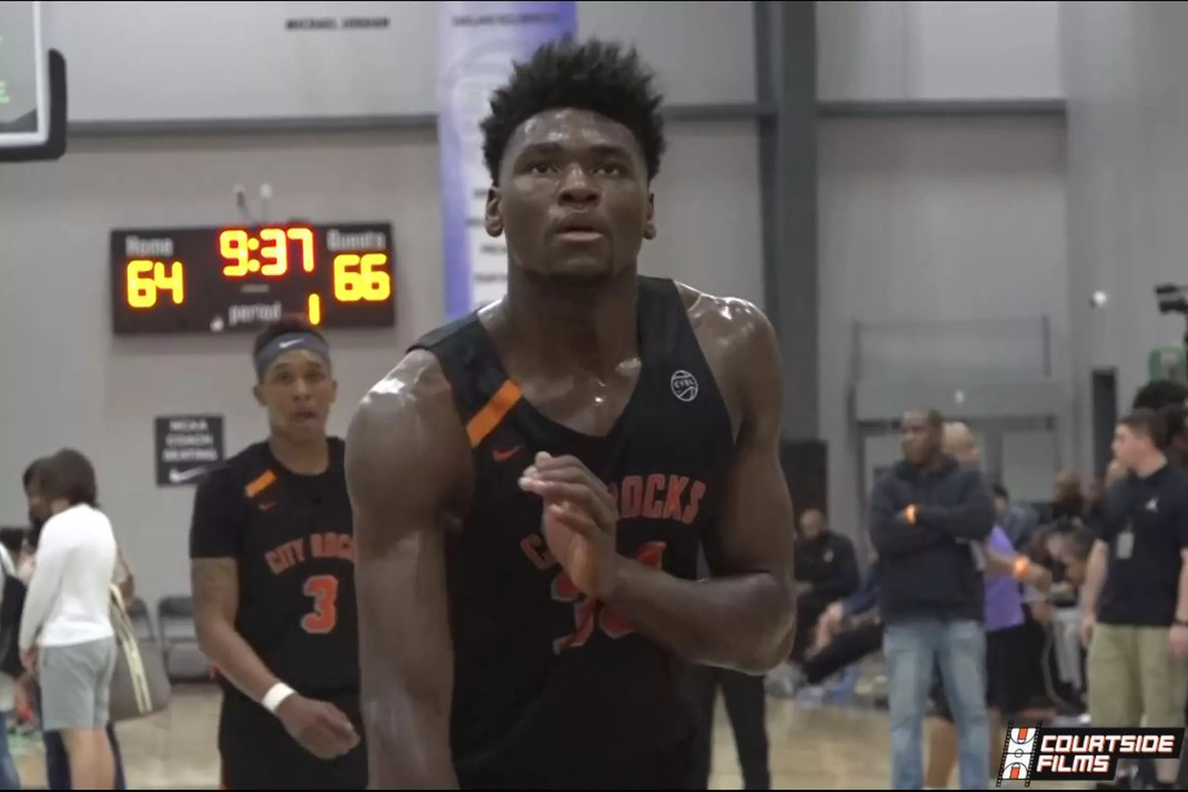 Isaiah Stewart sets decision date