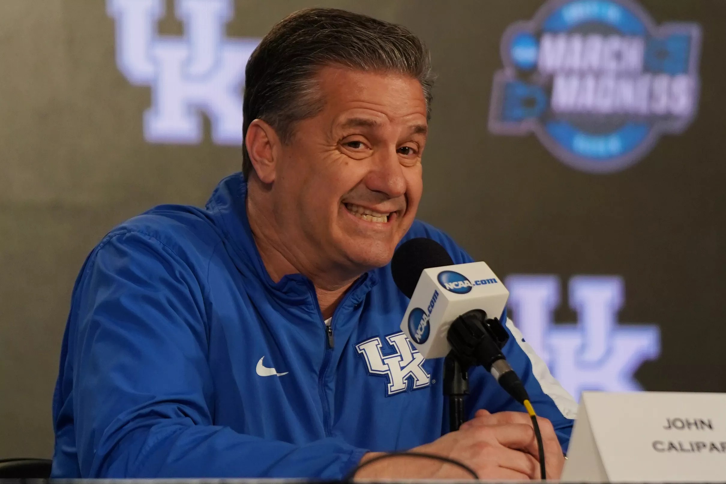 Kentucky Basketball: ESPN gives lineup possibilities for the Wildcats