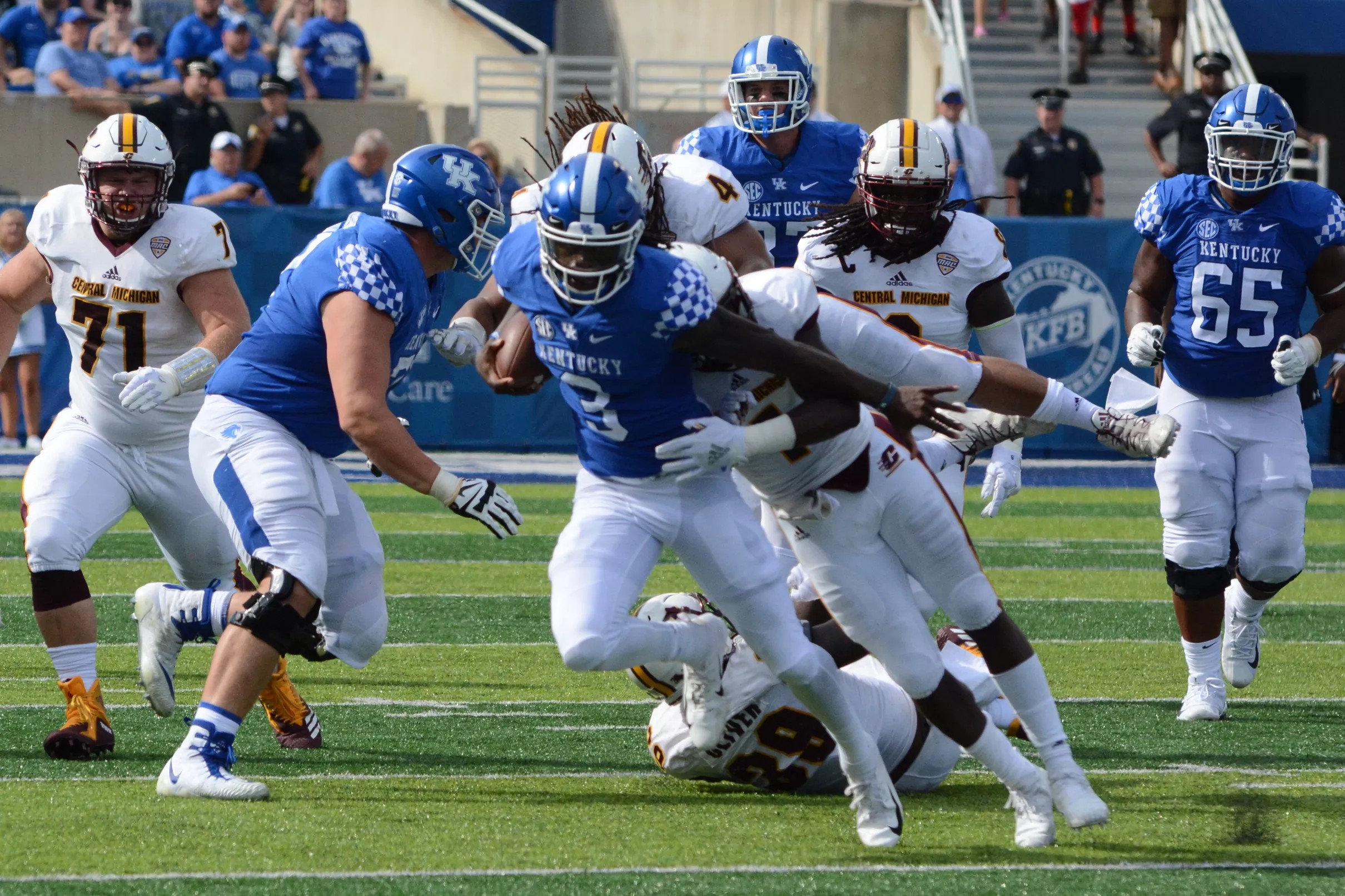 Kentucky offense gearing up for Gainesville