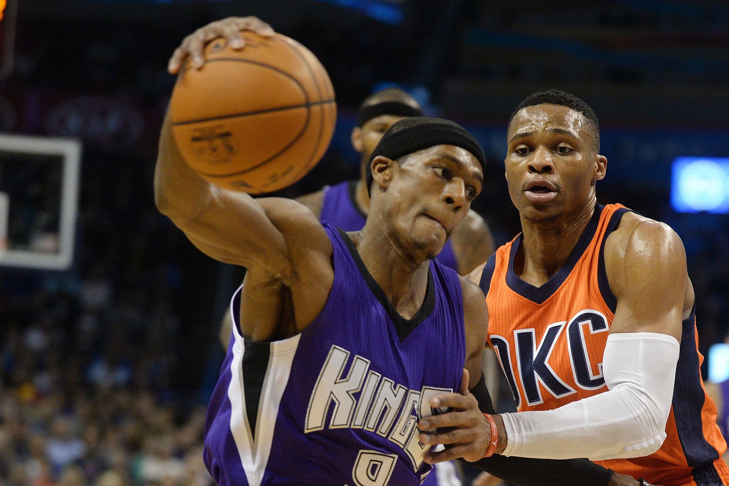 Rajon Rondo dishes out pass-of-the-year candidate