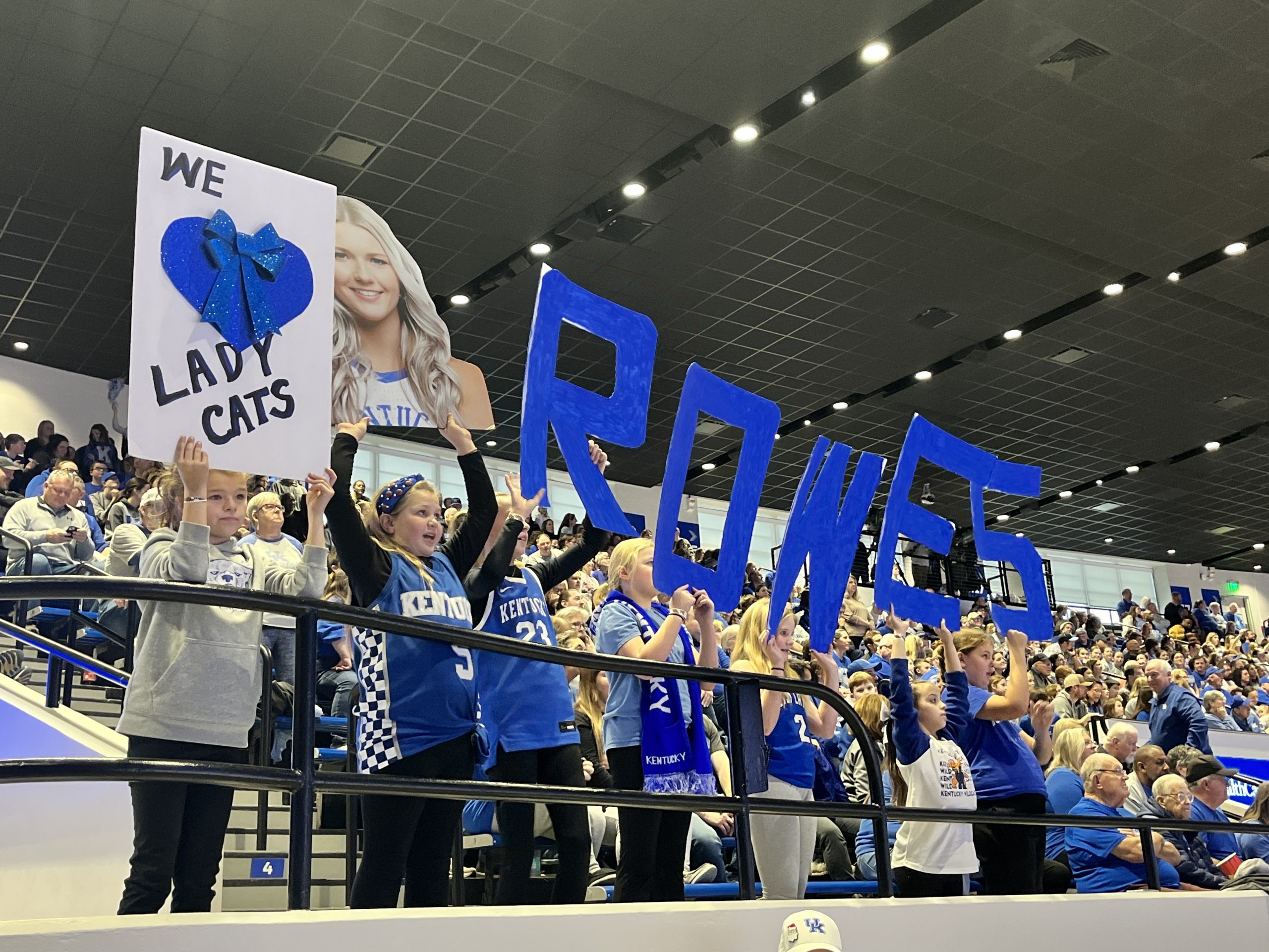 Cassidy Rowe announces departure from Kentucky after reportedly being ...