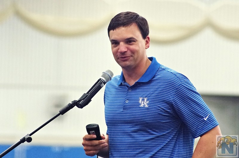Neal Brown, West Virginia agree to one-year contract extension