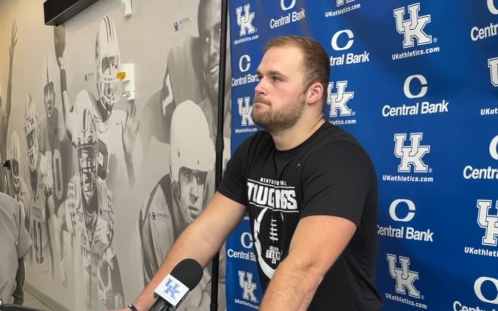 Kentucky tight end Brenden Bates declares for NFL Draft