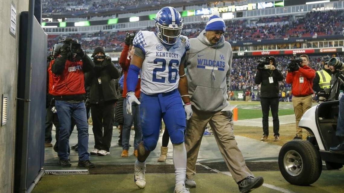 UK football: Barnhart weighs in on Benny Snell ejection from Music City ...