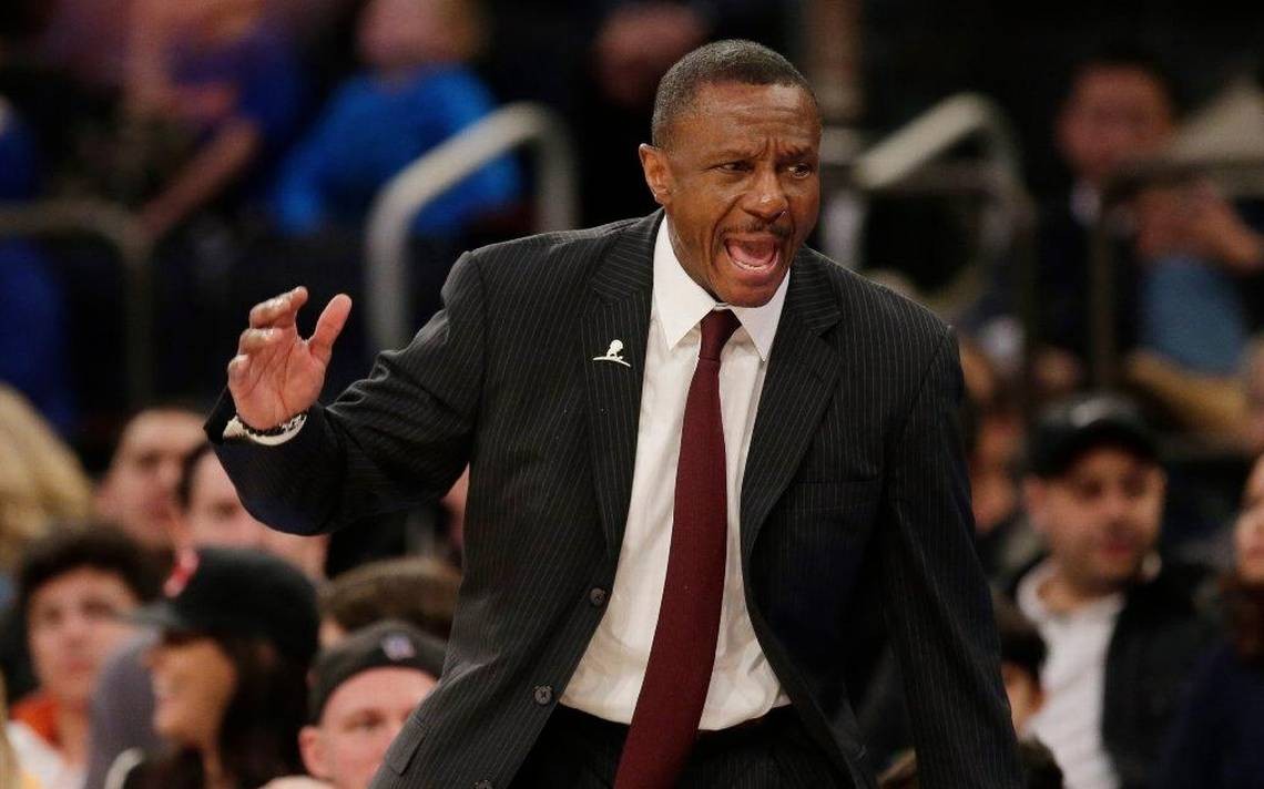Joe B. Hall basks in Dwane Casey’s NBA head coaching success